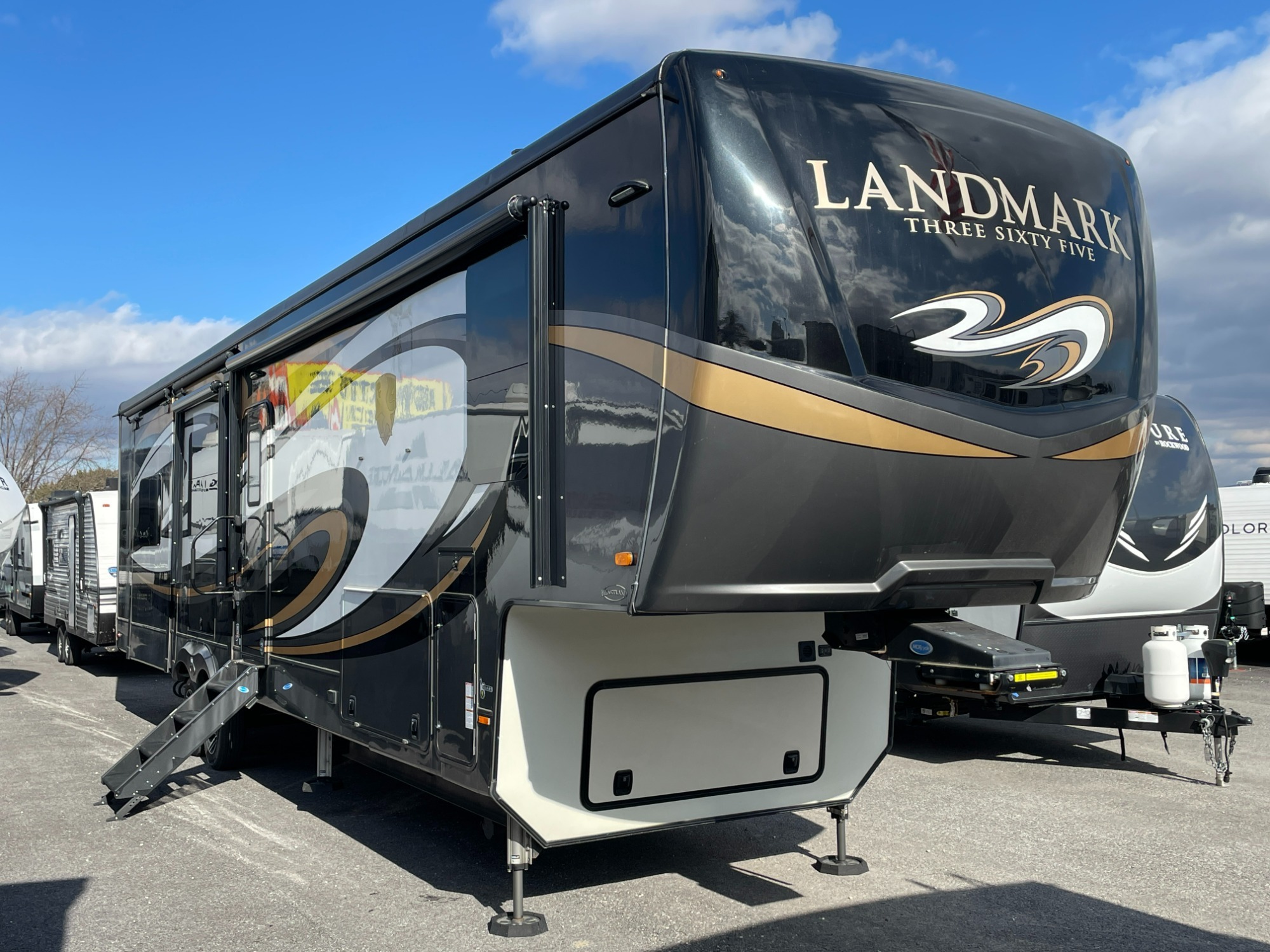 Heartland Landmark Fifth Wheels For Sale - RV Trader