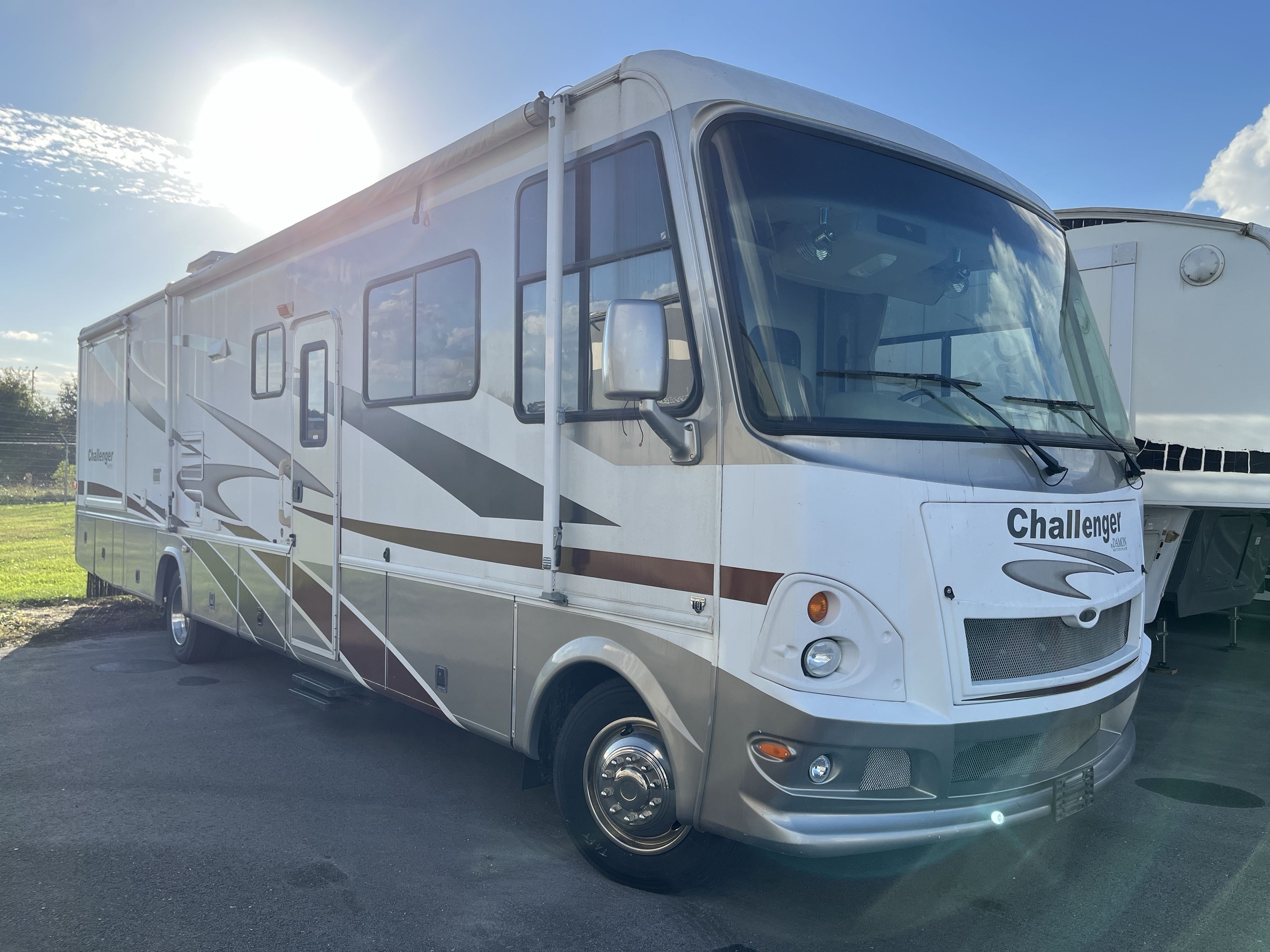 Used 2007 Damon Challenger 353 For Sale in Columbia, MO - 5038050087 ...