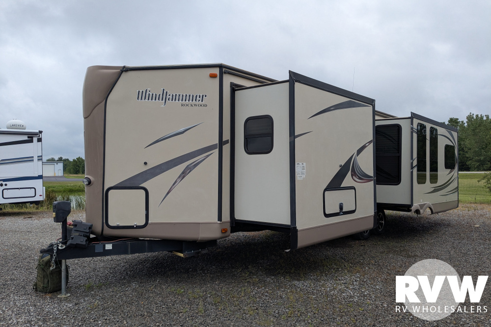 Used 2016 Forest River RV Rockwood Windjammer 3001W For Sale in ...