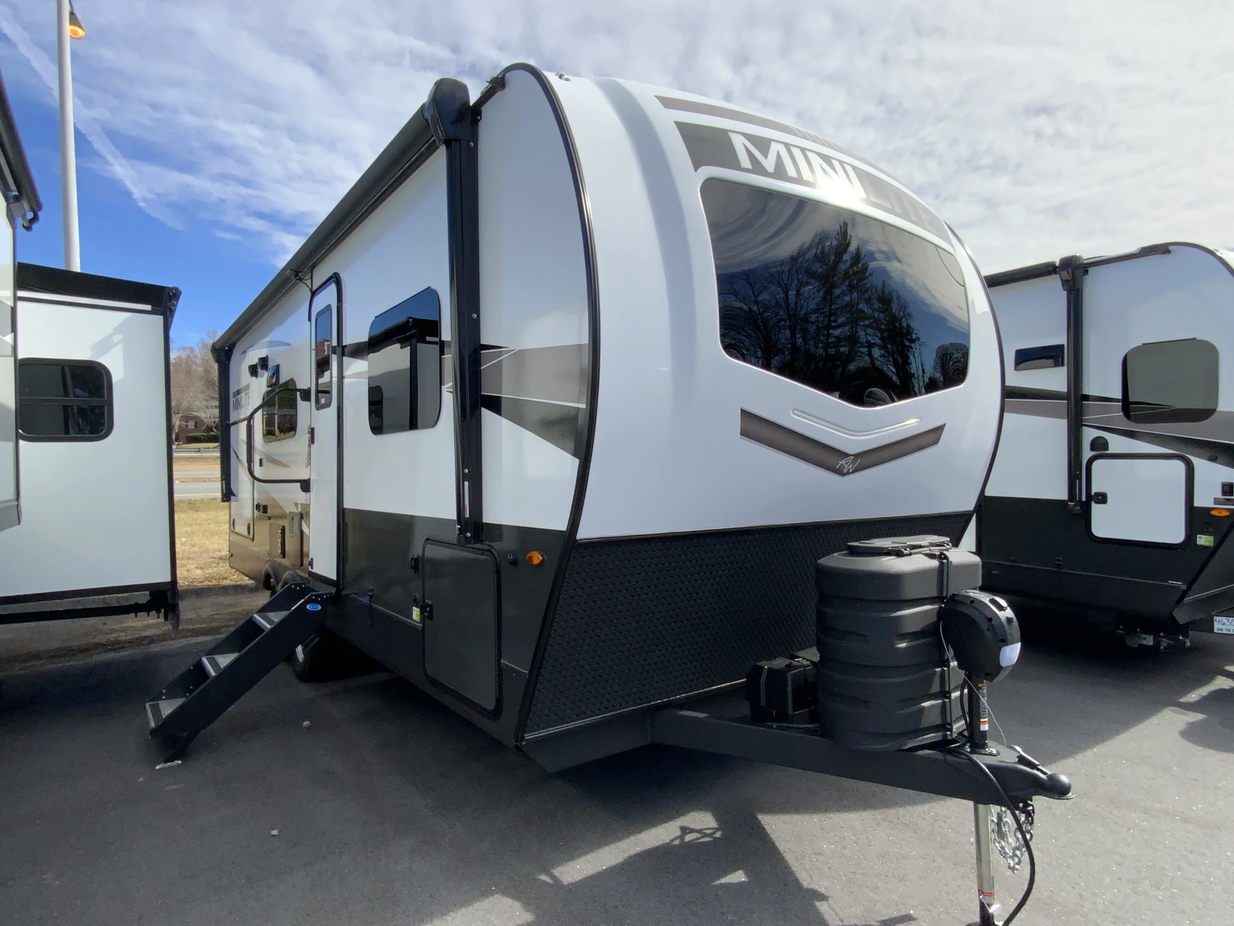Forest River Rockwood Mini Lite 2513S RVs For Sale - RV Trader