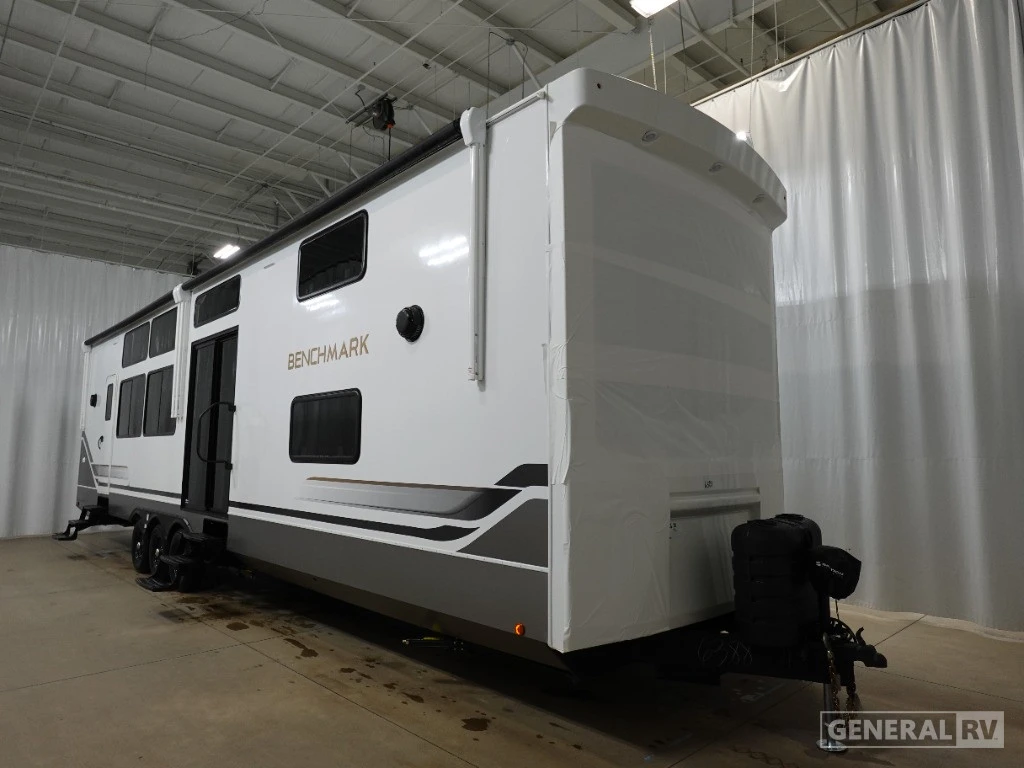 2025 Alliance RV Benchmark 44LFT RVs For Sale - RV Trader