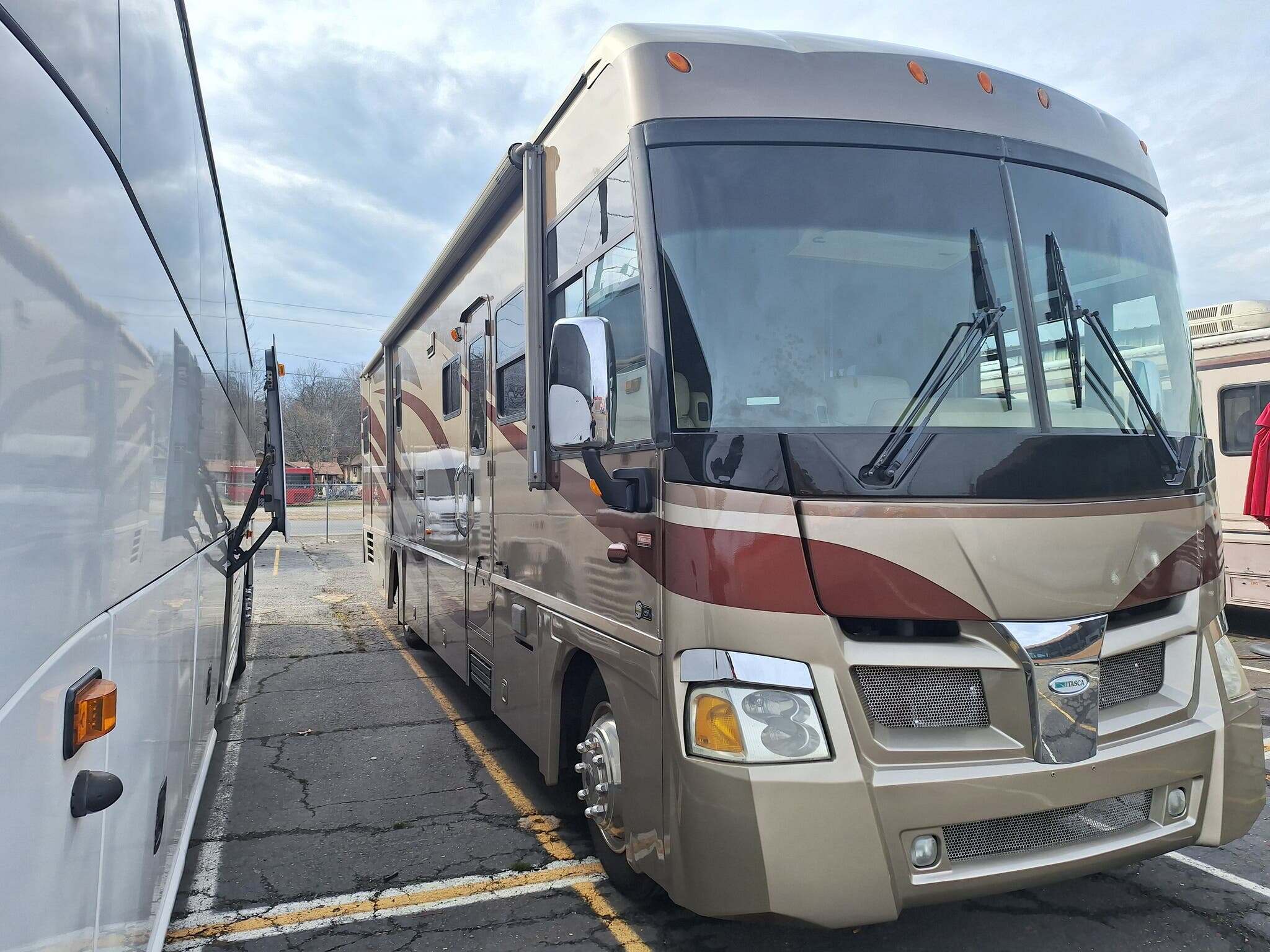 Used 2006 Winnebago Itasca Suncruiser 38J For Sale in Hot Springs, AR ...