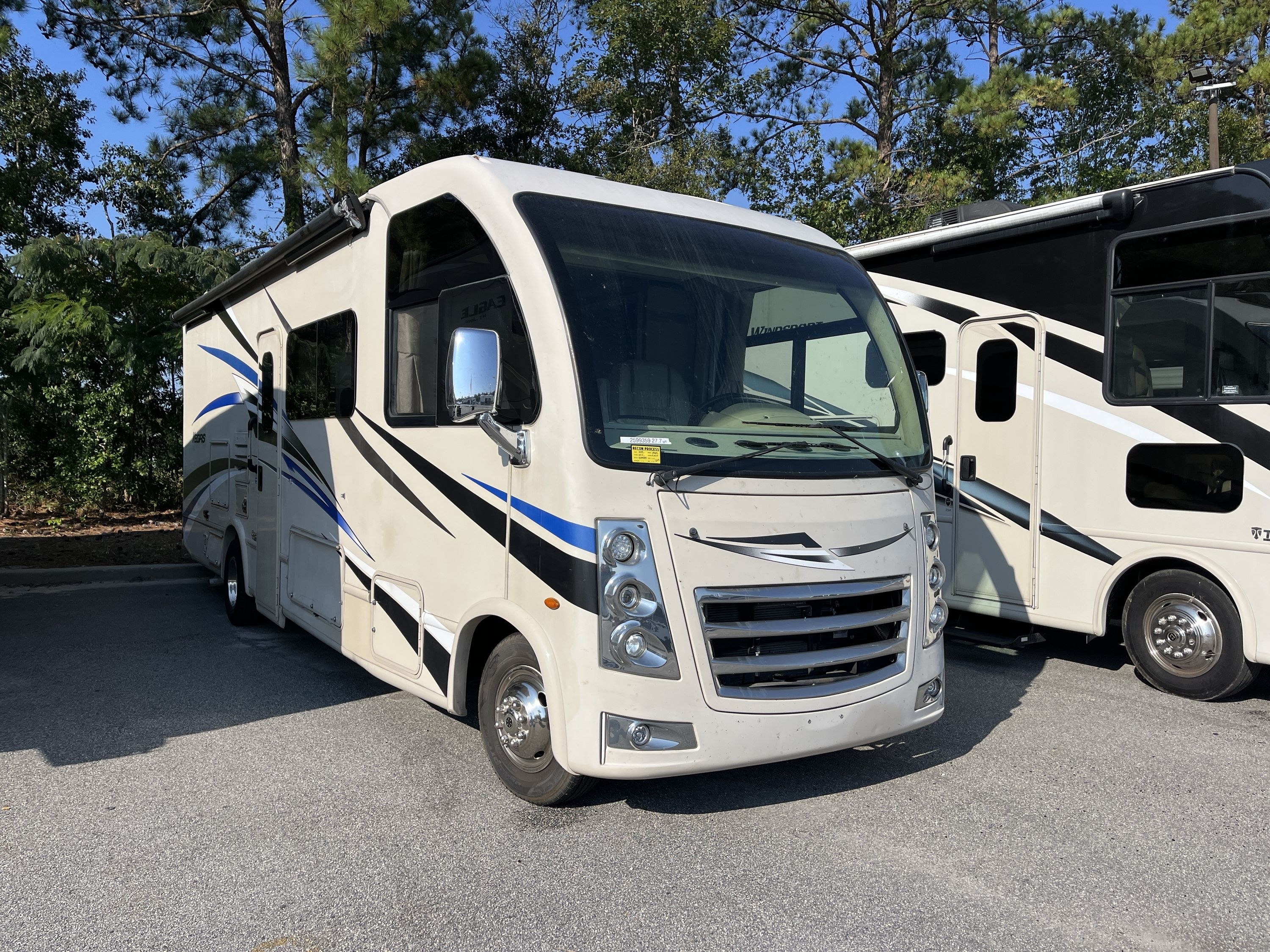 Thor Motor Coach Vegas RVs For Sale near Level Plains, AL - RV Trader