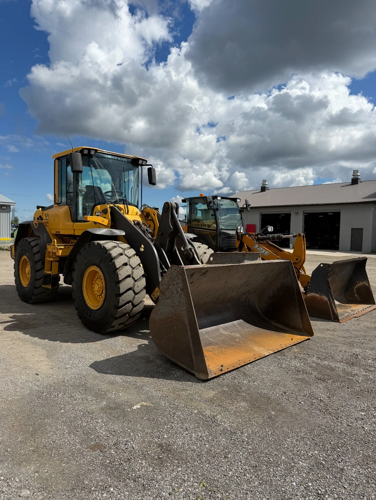 John Deere 120R Loaders For Sale - John Deere 120R Loaders - Equipment ...