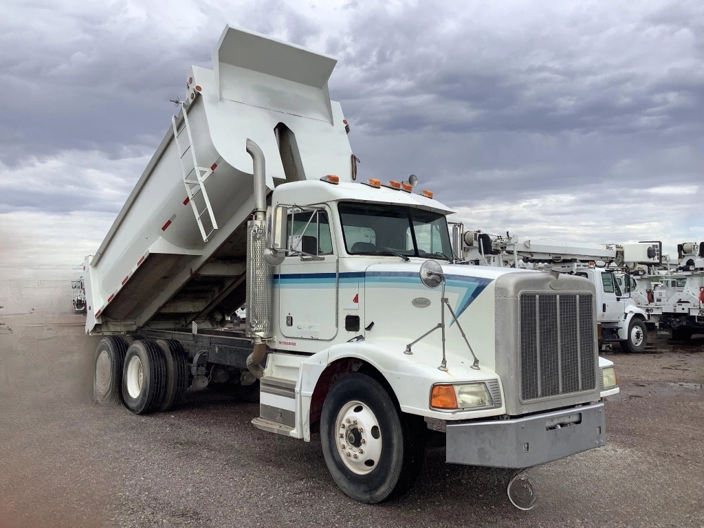 Used 1997 Peterbilt 377 For Sale in East Wareham, MA - 5038212673 ...