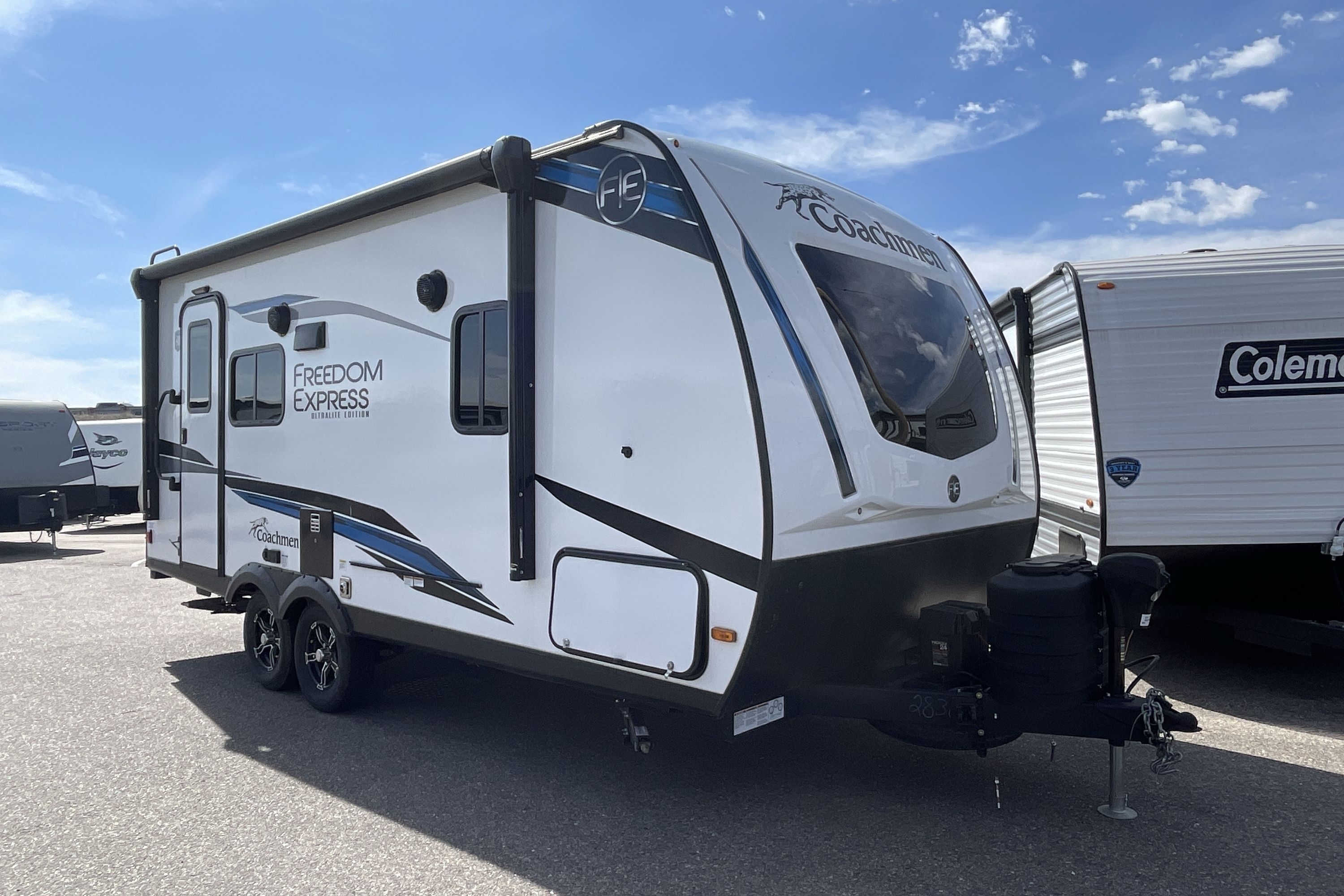 Freedom Express Ultra Lite For Sale Near 80228 - Coachmen Travel ...