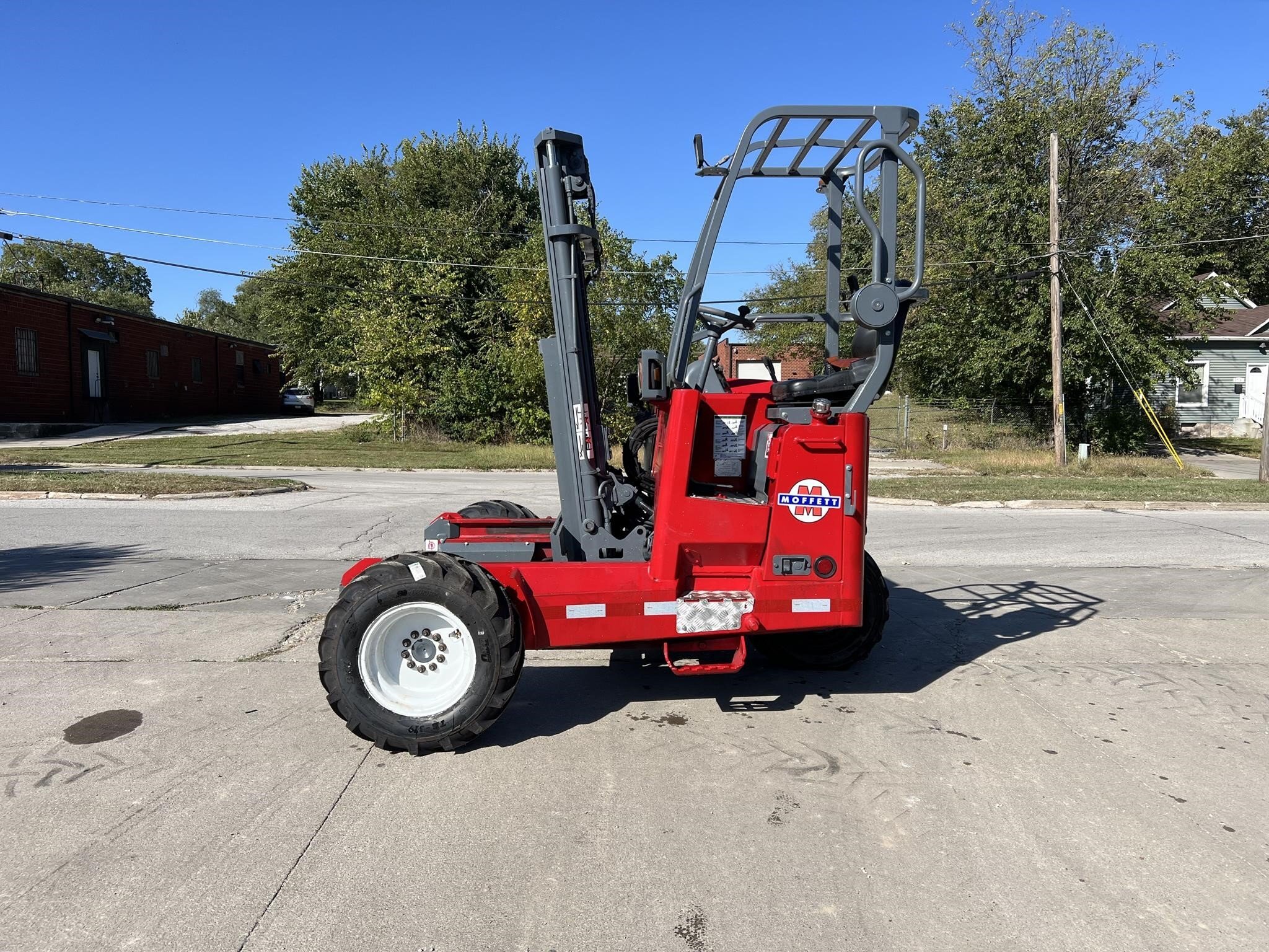 Moffett Forklifts Equipment For Sale Near Goodview, Minnesota ...