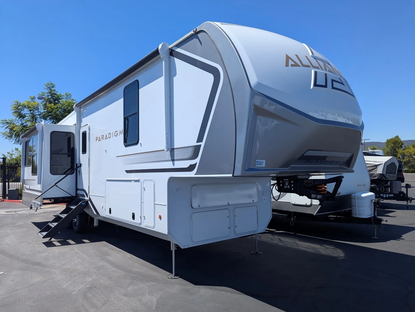 Alliance RV Paradigm 340RL RVs For Sale - RV Trader