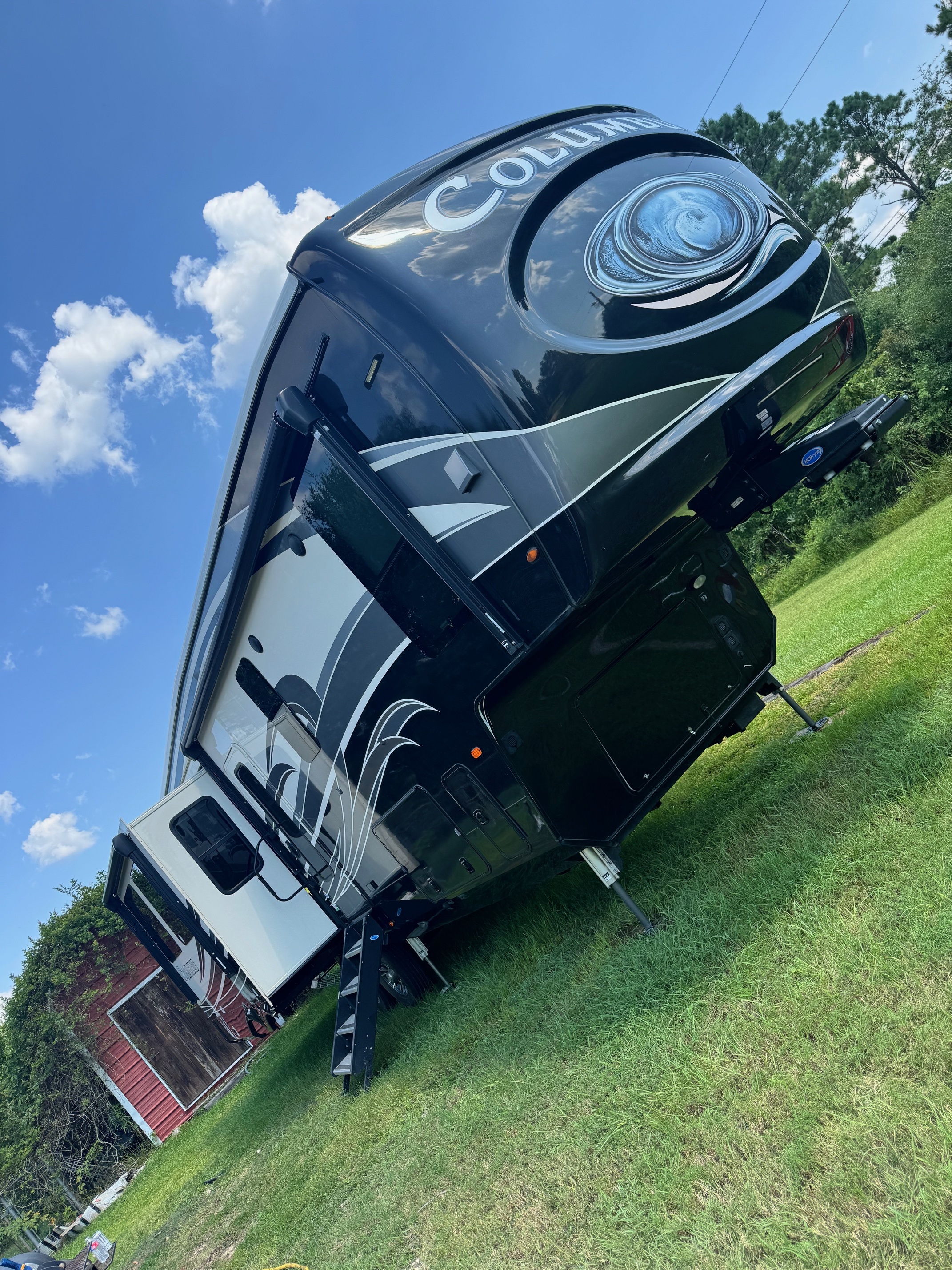 Used Any-2026 Palomino Columbus 329DV Fifth Wheels for sale - RV Trader
