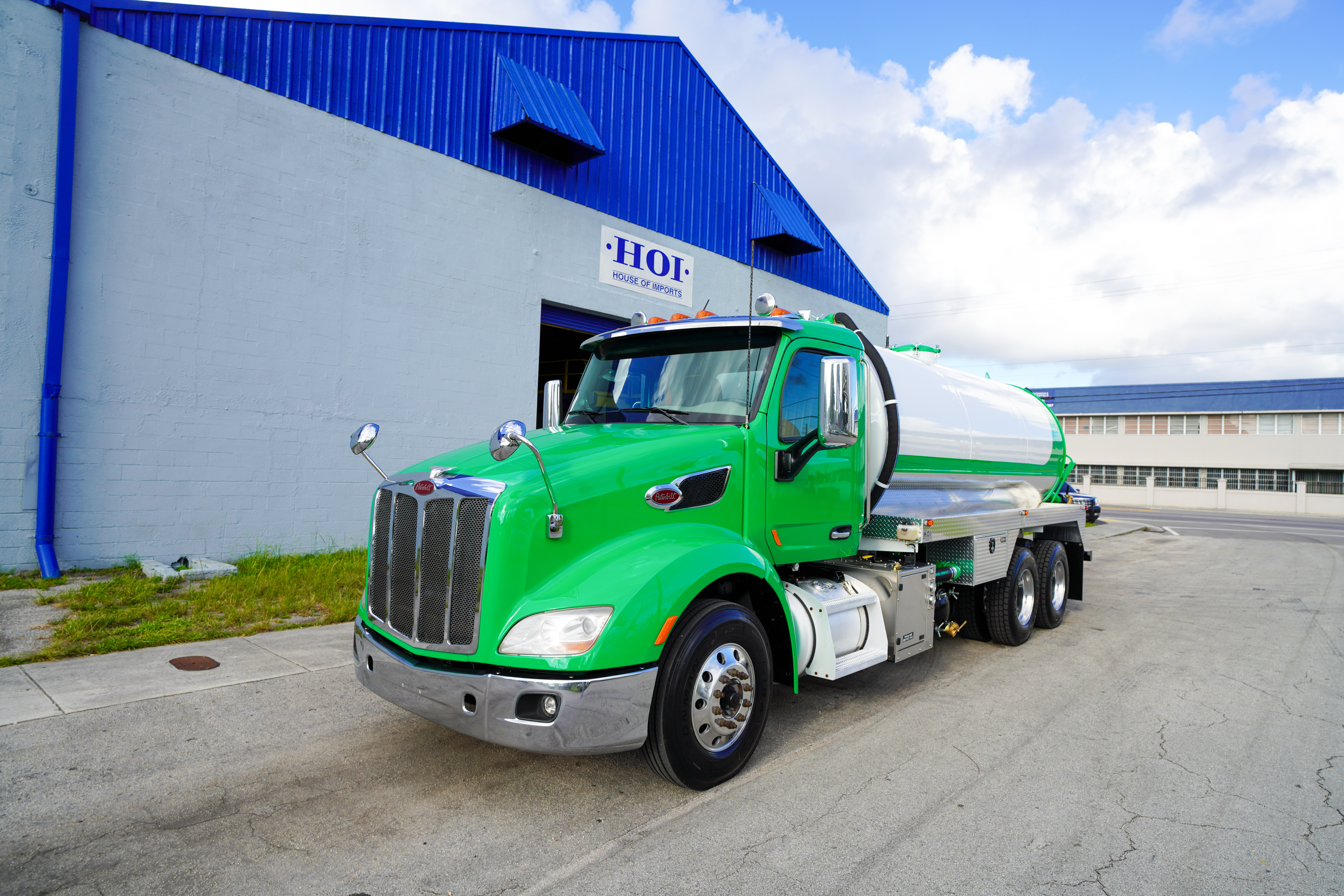 2017 Peterbilt 579,587 Trucks For Sale - Commercial Truck Trader