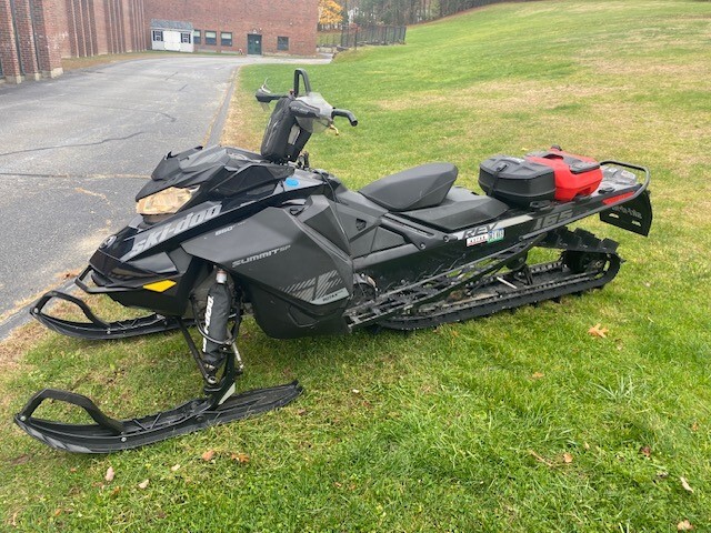 Snowmobiles For Sale Near Burrillville, Maine - Snowmobile Trader