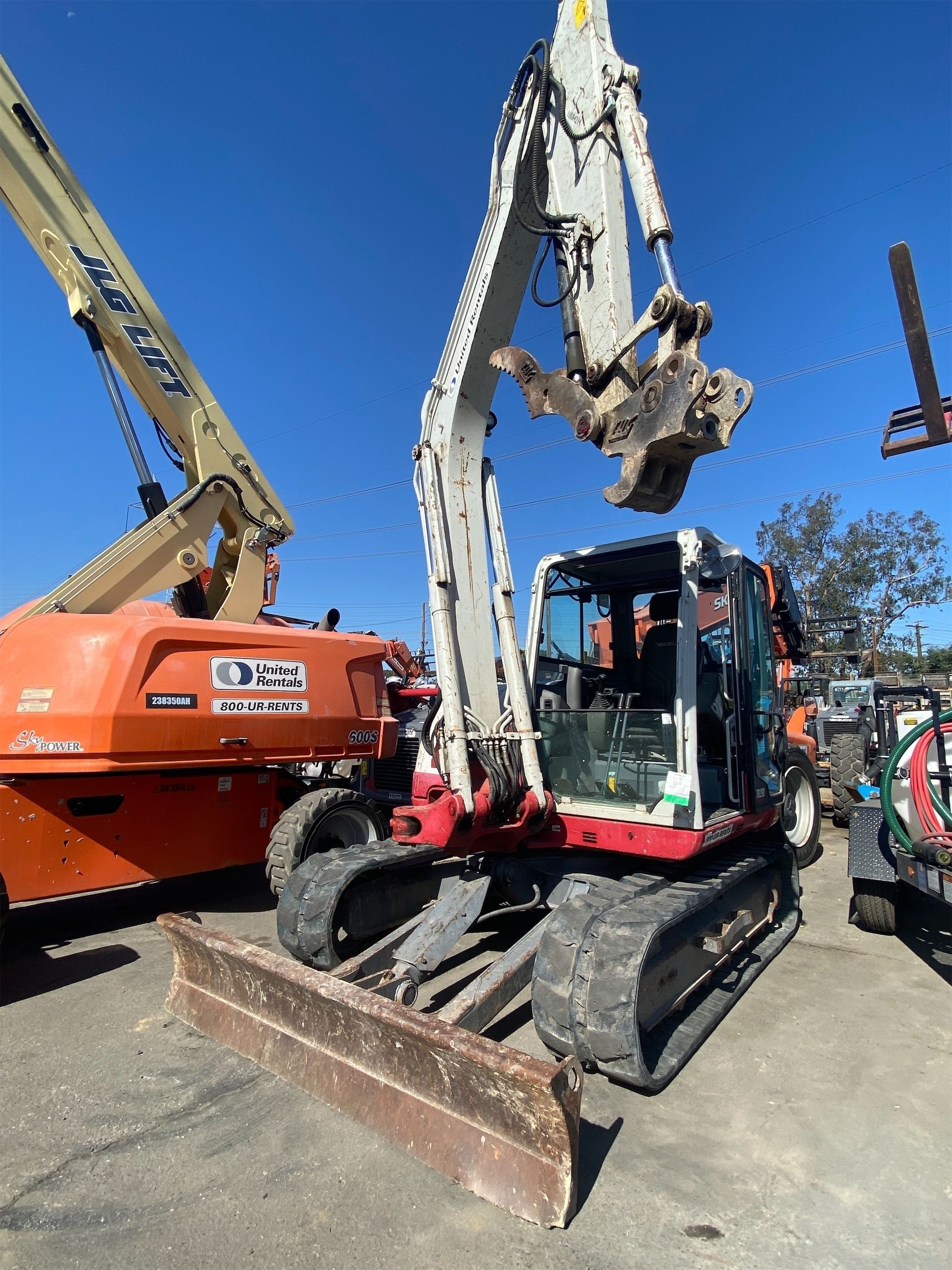 Used 2017 Takeuchi TB290C Mini Excavator For Sale in Torrance, CA ...
