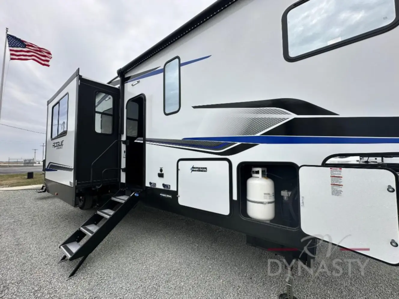 New 2026 Forest River RV Vengeance Rogue Armored 383G2 For Sale in ...