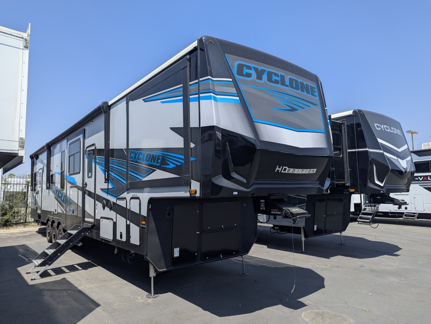 New 2026 Heartland Cyclone Cy 4008 For Sale in Montclair, CA ...