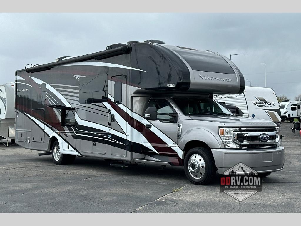 Used 2020 Thor Motor Coach Magnitude SV34 Class C RVs and Motorhomes ...