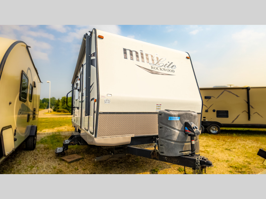2504S Rockwood Mini Lite For Sale Near 53716 - Forest River RVs - RV Trader