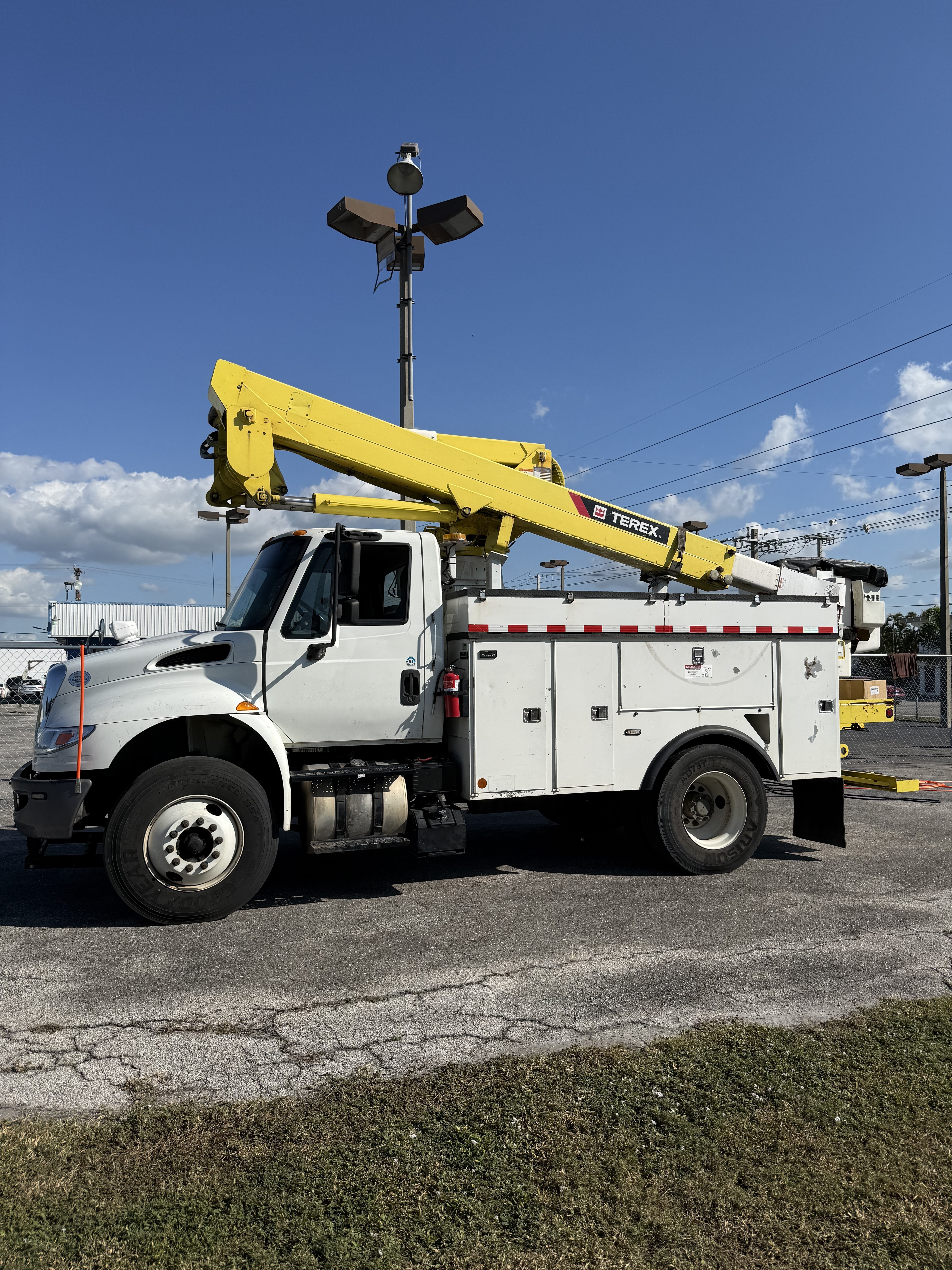 Used 4400 For Sale - International Trucks - Commercial Truck Trader