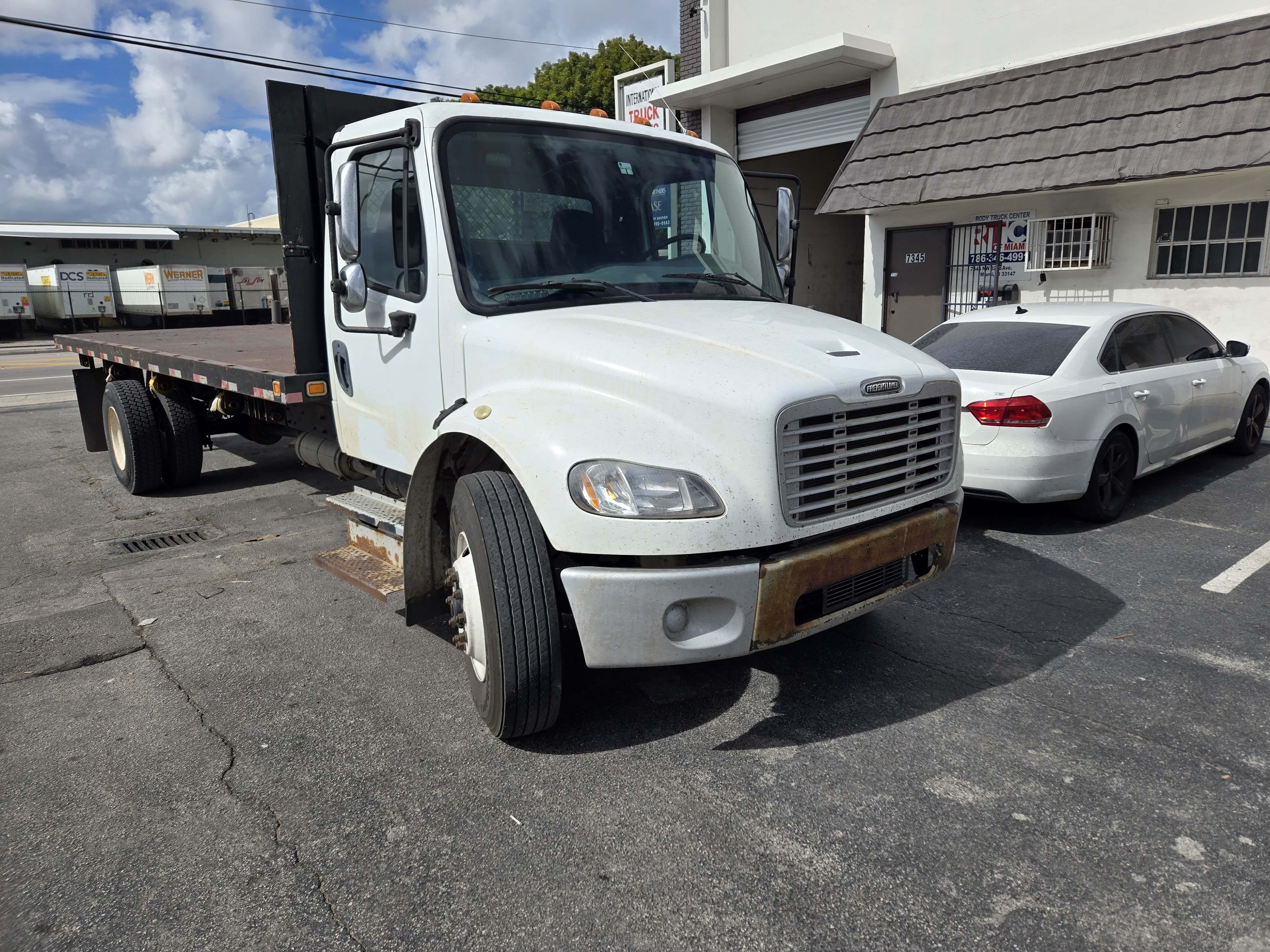 Used 2014 Freightliner Business Class M2 106 For Sale in Miami, FL ...
