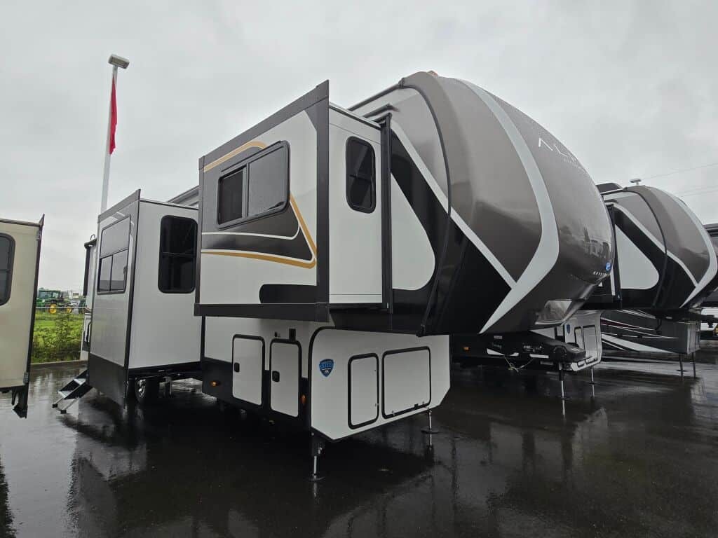 Keystone Alpine Avalanche Edition 346FL RVs For Sale - RV Trader
