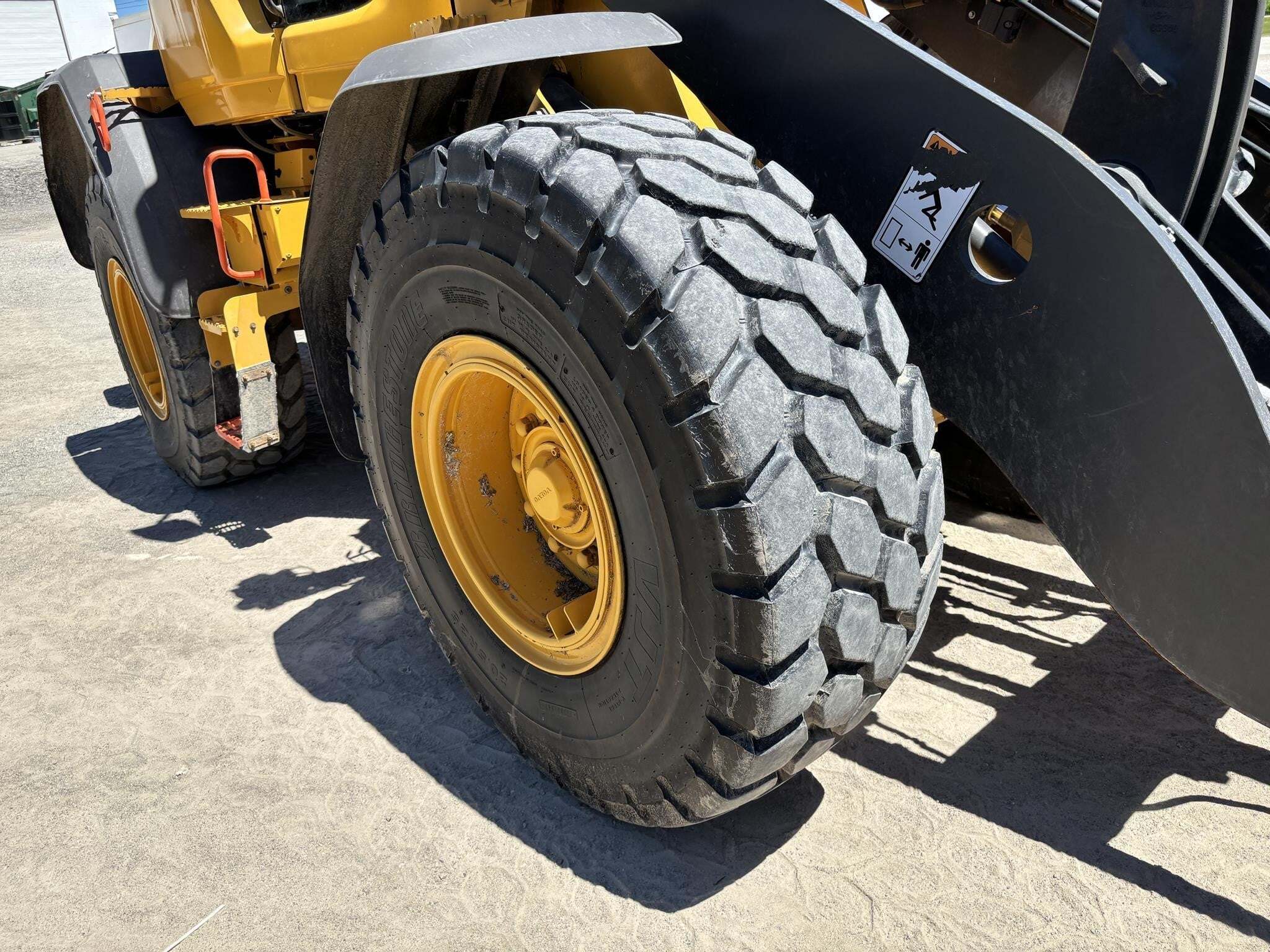 Used 2024 Volvo L60H For Sale in Butler, WI - 5037136826 - Equipment Trader