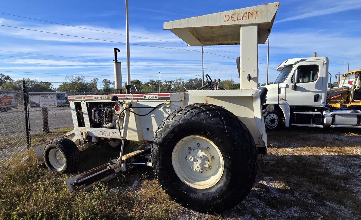 Used 1991 Huber M850A For Sale in Miami, FL - 5038631151 - Equipment Trader