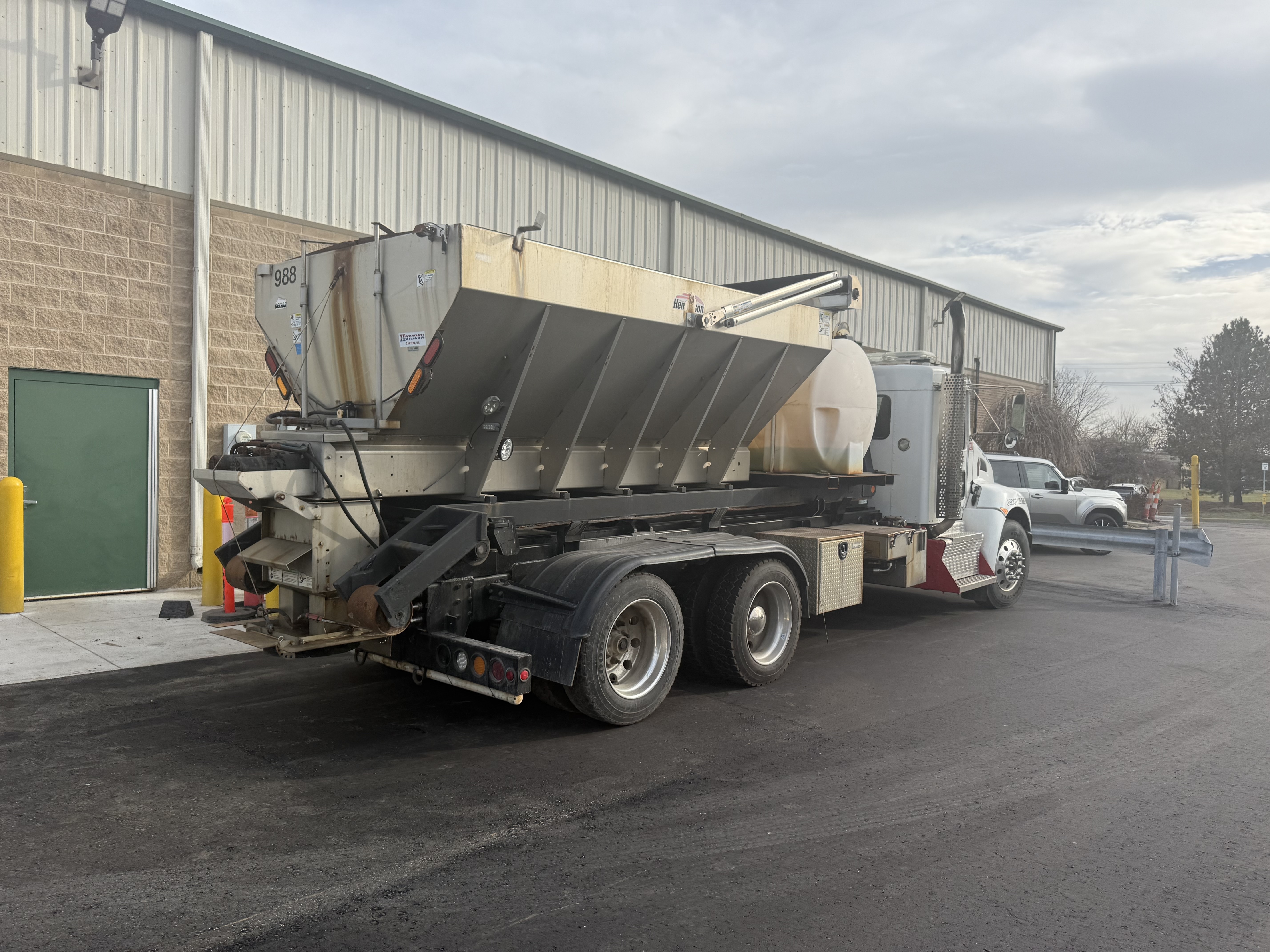 Kenworth Plow Truck - Spreader Truck For Sale Near Ogdensburg, NJ ...