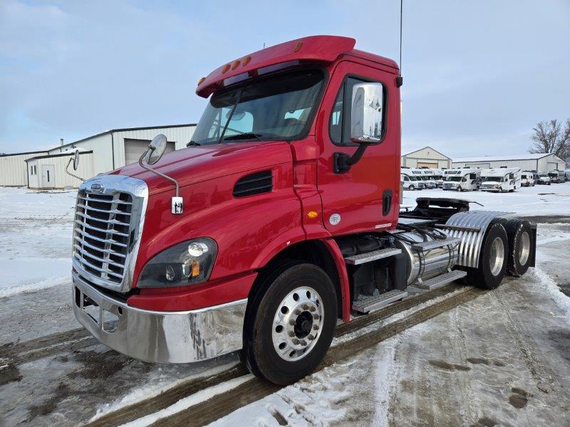 Freightliner Century Class,cascadia Trucks For Sale - Commercial Truck ...