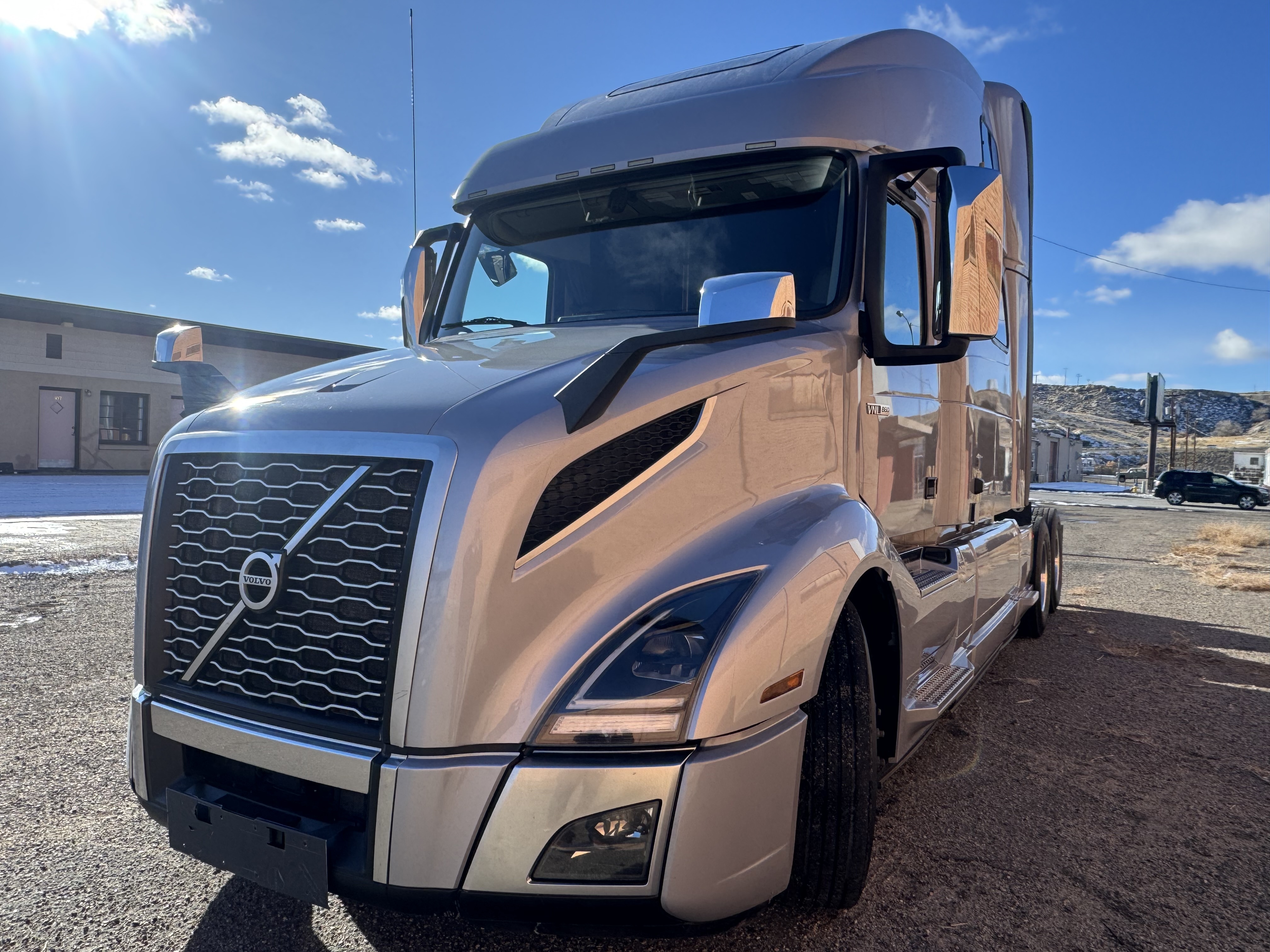 2023 Volvo VNL64T860 Trucks For Sale - Commercial Truck Trader