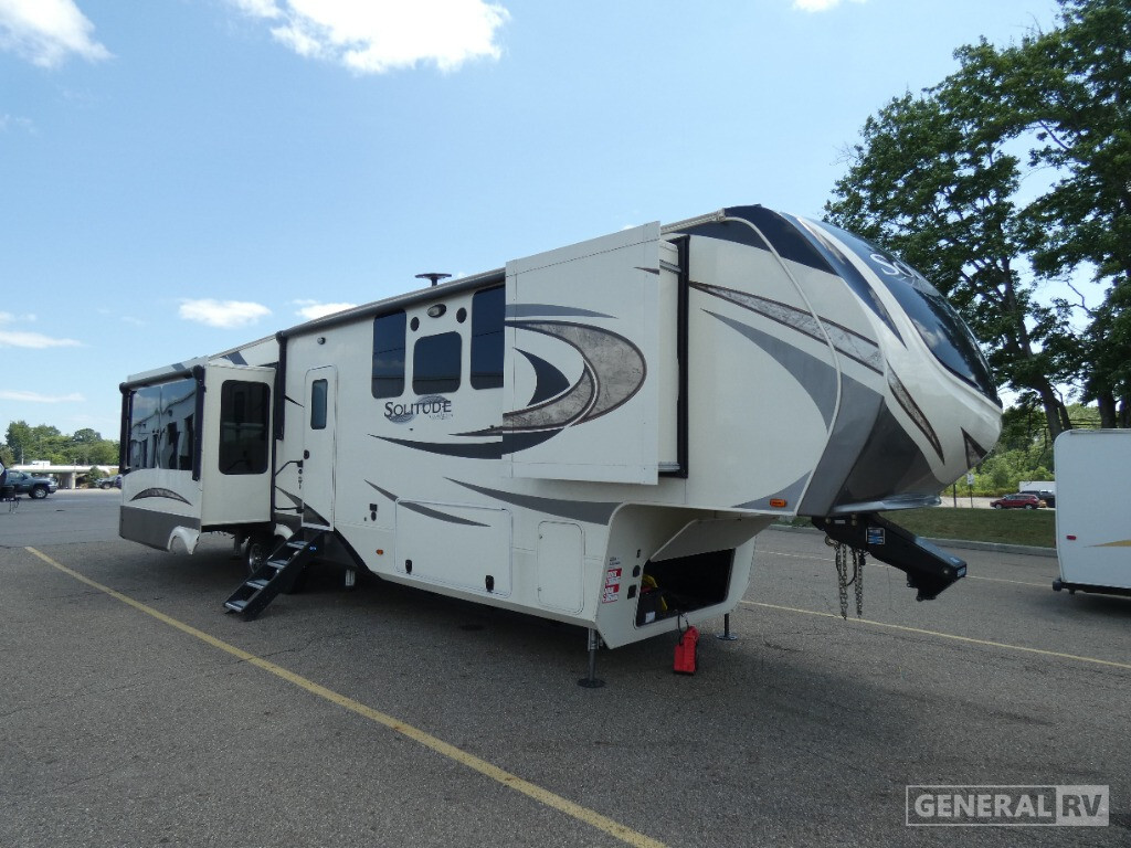 Used 2019 Grand Design Solitude -3SL 372WB For Sale in North Canton, OH ...
