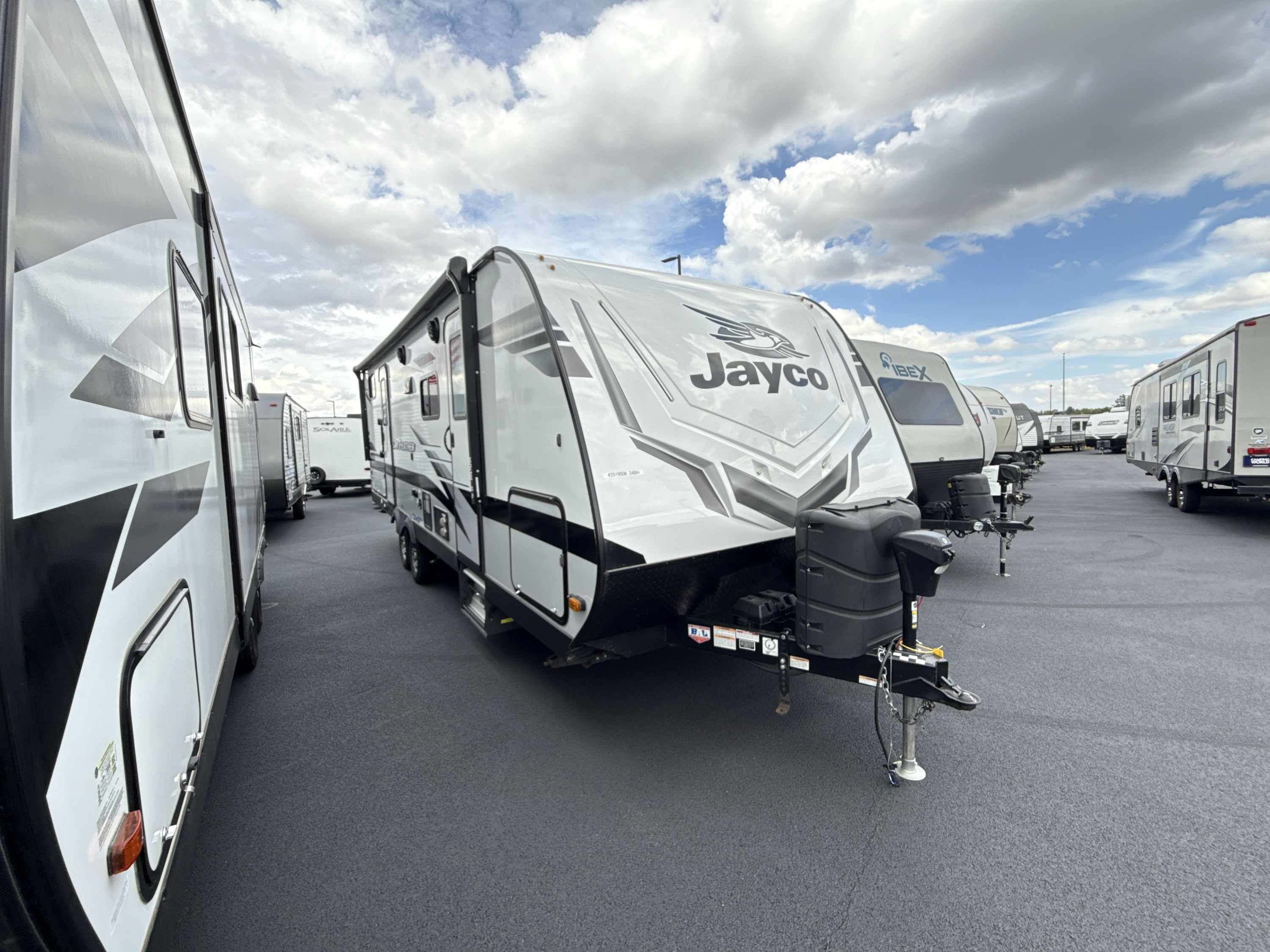 Used 2022 Jayco Jay Feather 24BH For Sale in Roscoe, IL - 5038050021 ...