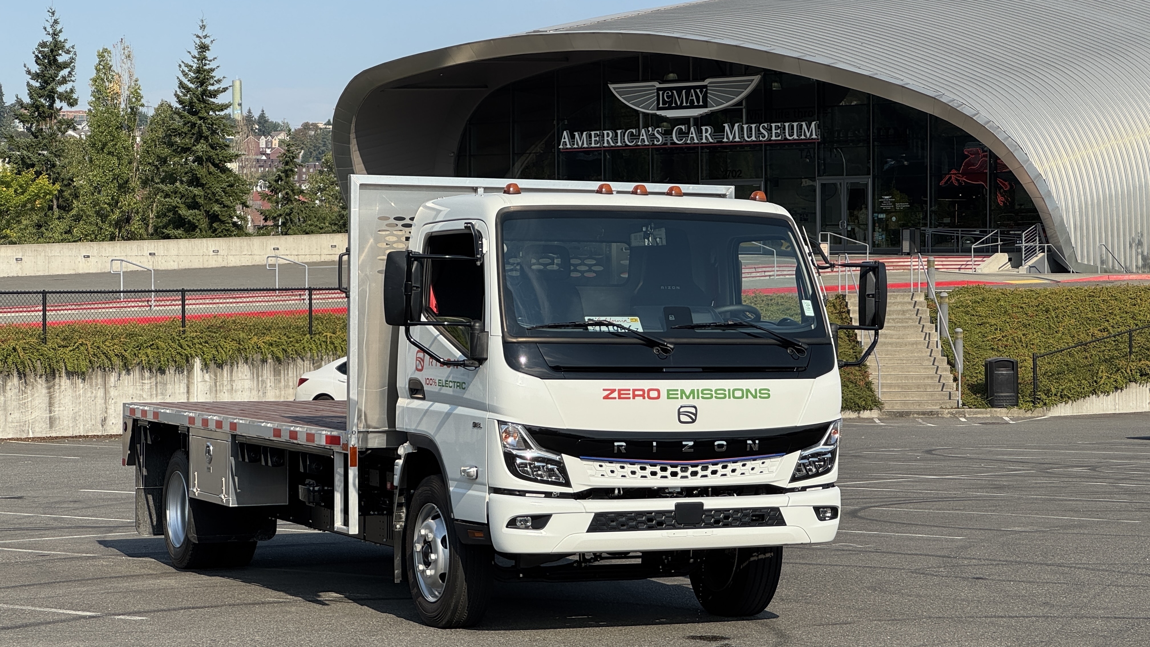 New 2024 Rizon 18L For Sale in Whittier, CA - 5038686318 - Commercial ...