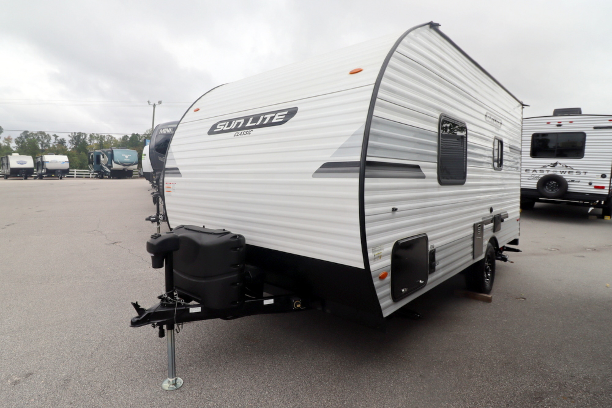 Sunset Park RV Travel Trailers For Sale near Hobart, PA - RV Trader