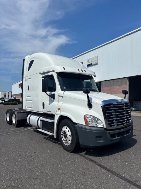 Used 2016 Cascadia For Sale - Freightliner Trucks - Commercial Truck Trader