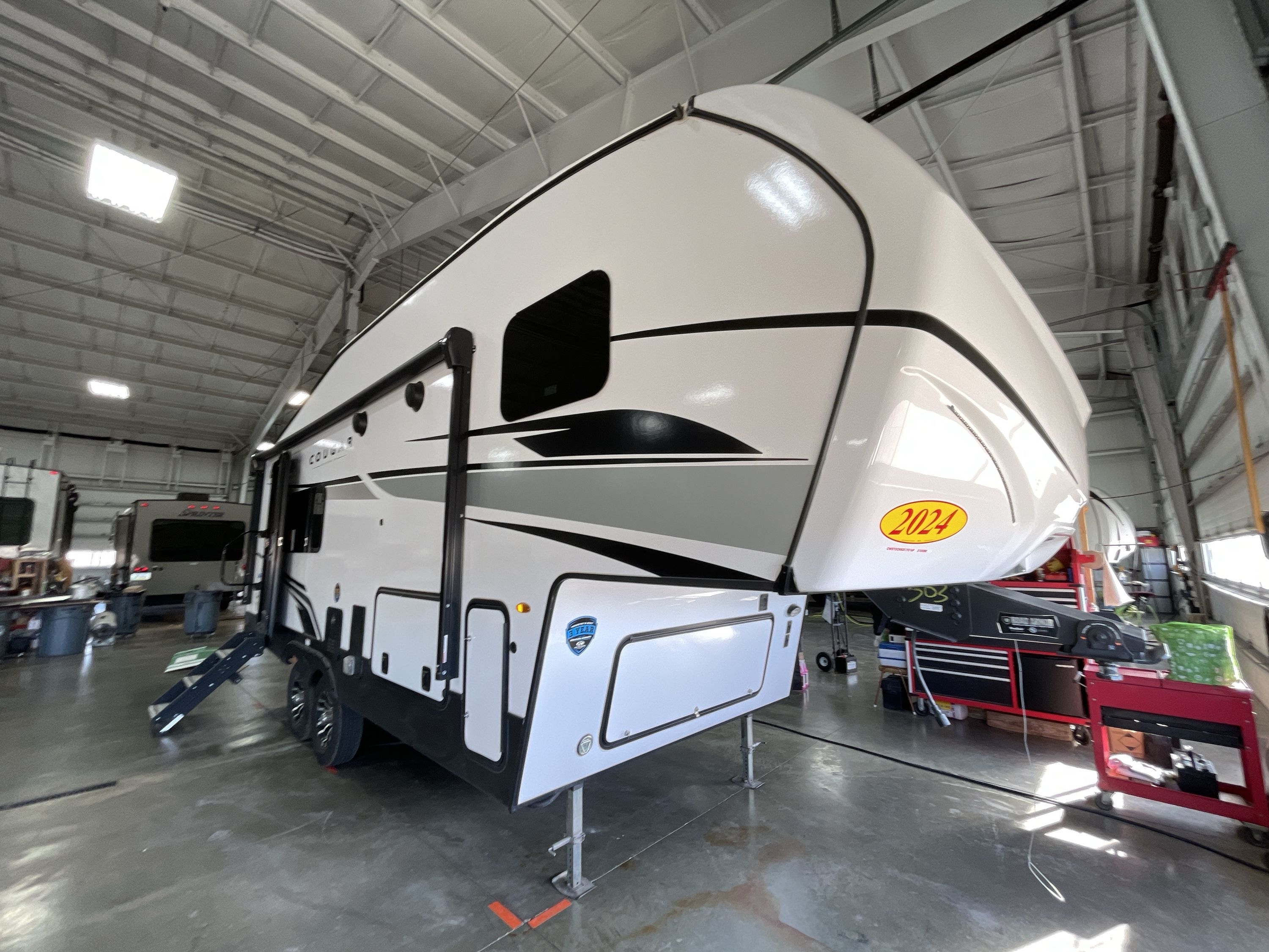 Used Fifth Wheel RVs - Fifth Wheels For Sale Near 65109 - RV Trader