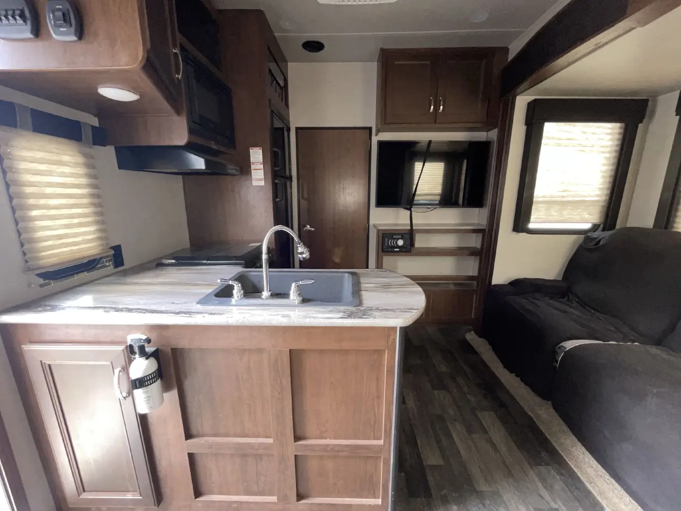 Used 2016 Keystone Impact Vapor Lite 28V For Sale in Anthony, TX ...