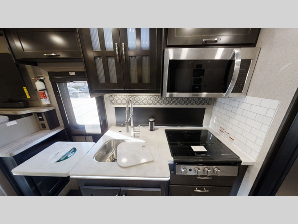 Used 2025 Dynamax Isata 5 28SS For Sale in Perry, IA - 5038759351 - RV ...