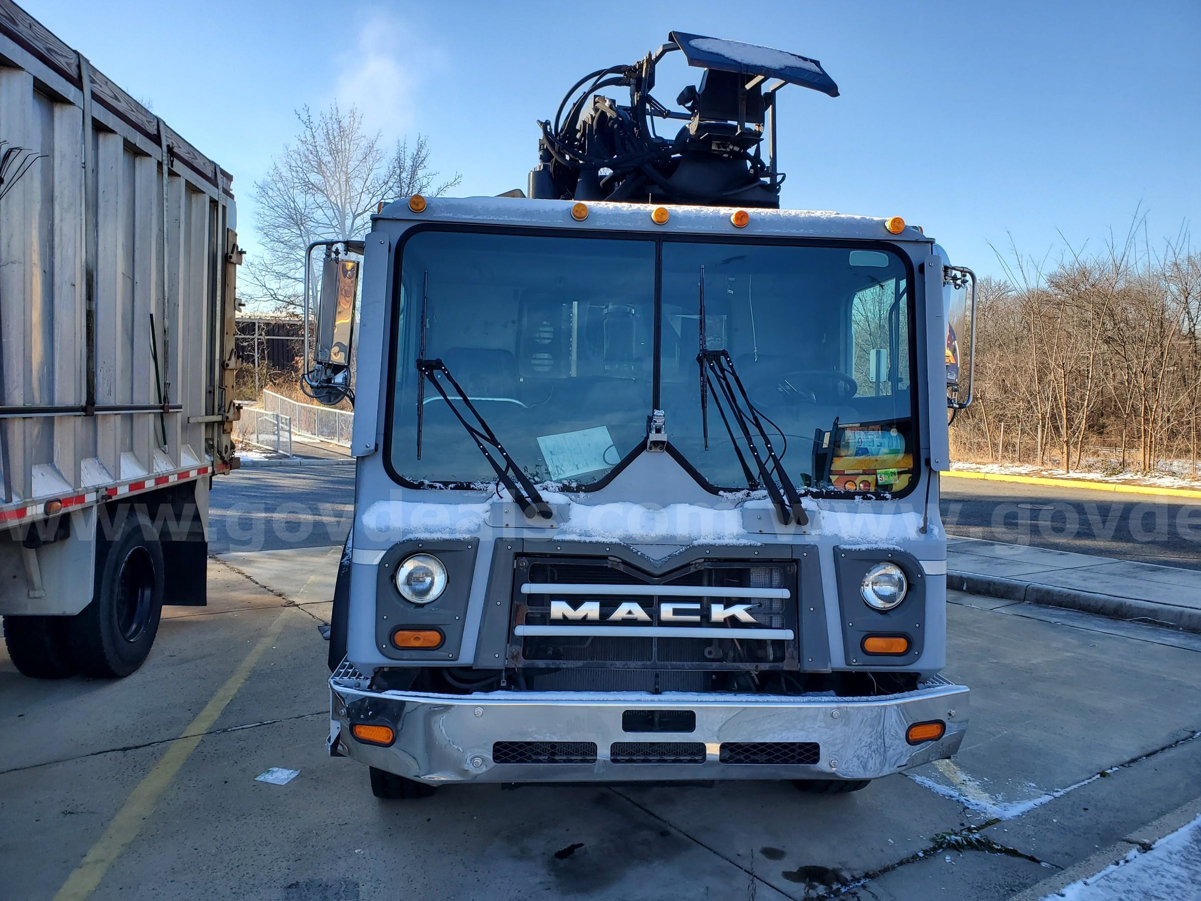 Used 2014 Mack MRU600 For Sale in Lorton, VA - 5038766414 - Equipment ...