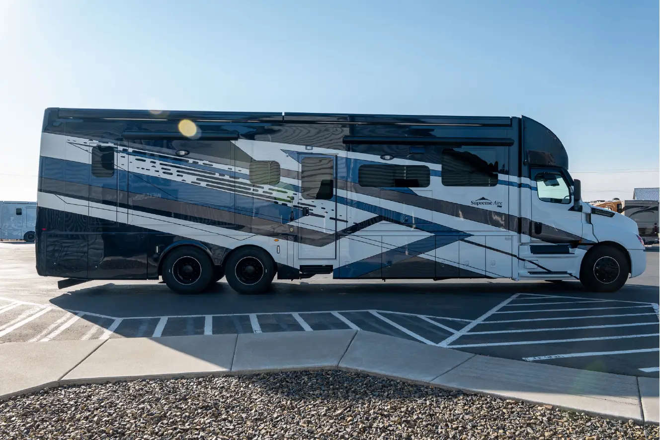 Used 2026 Newmar Supreme Aire 4505 For Sale in Mountain Home, ID ...