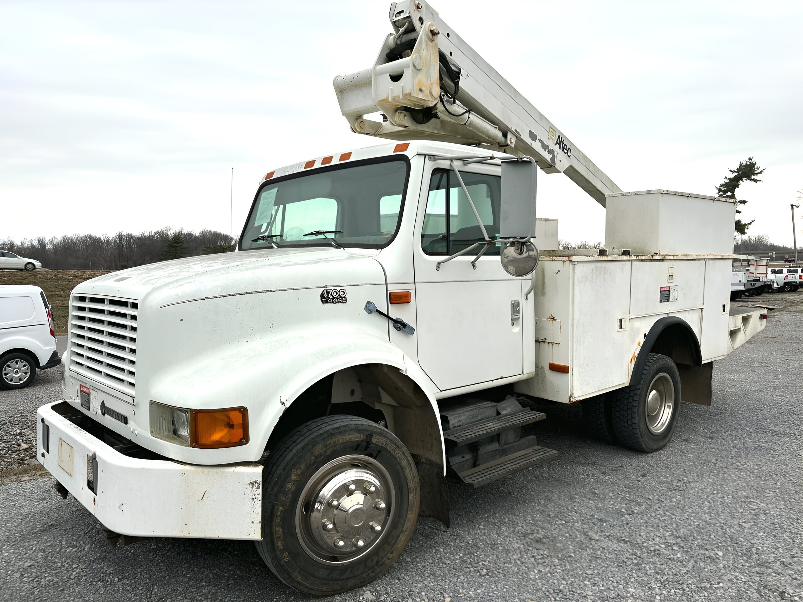 International 4700 Trucks For Sale Near Petersburg, IN - Commercial ...