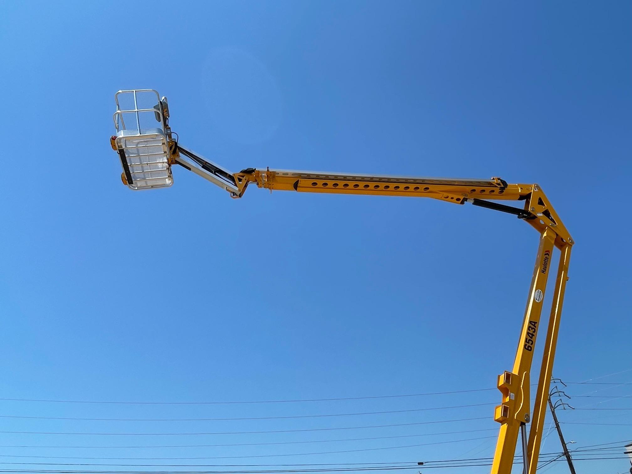 2025 Haulotte - New 2025 HAULOTTE Towable Boom Lifts Dublin, GA