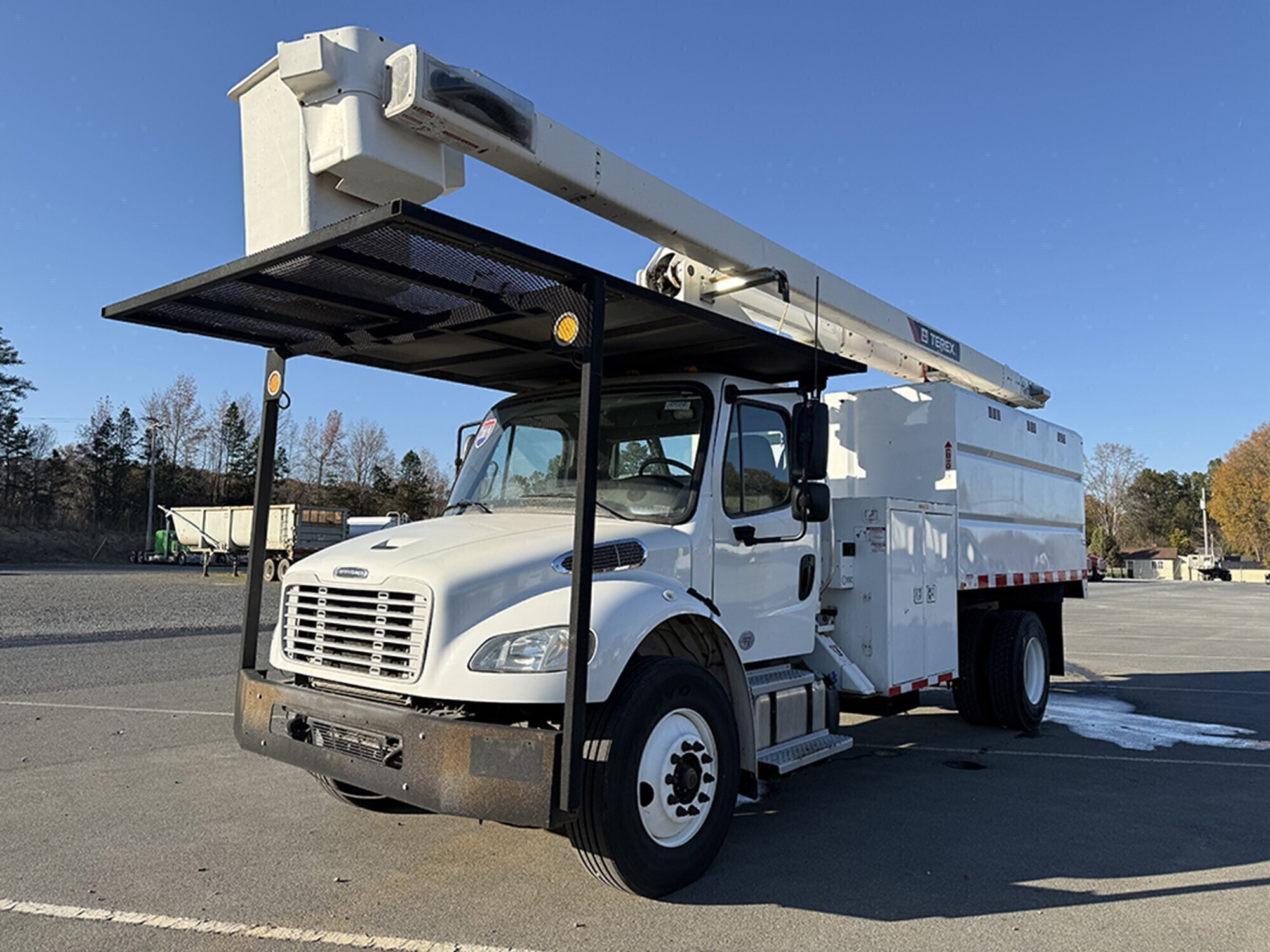 Freightliner Chipper Truck For Sale Near Chester, NJ - Commercial Truck ...