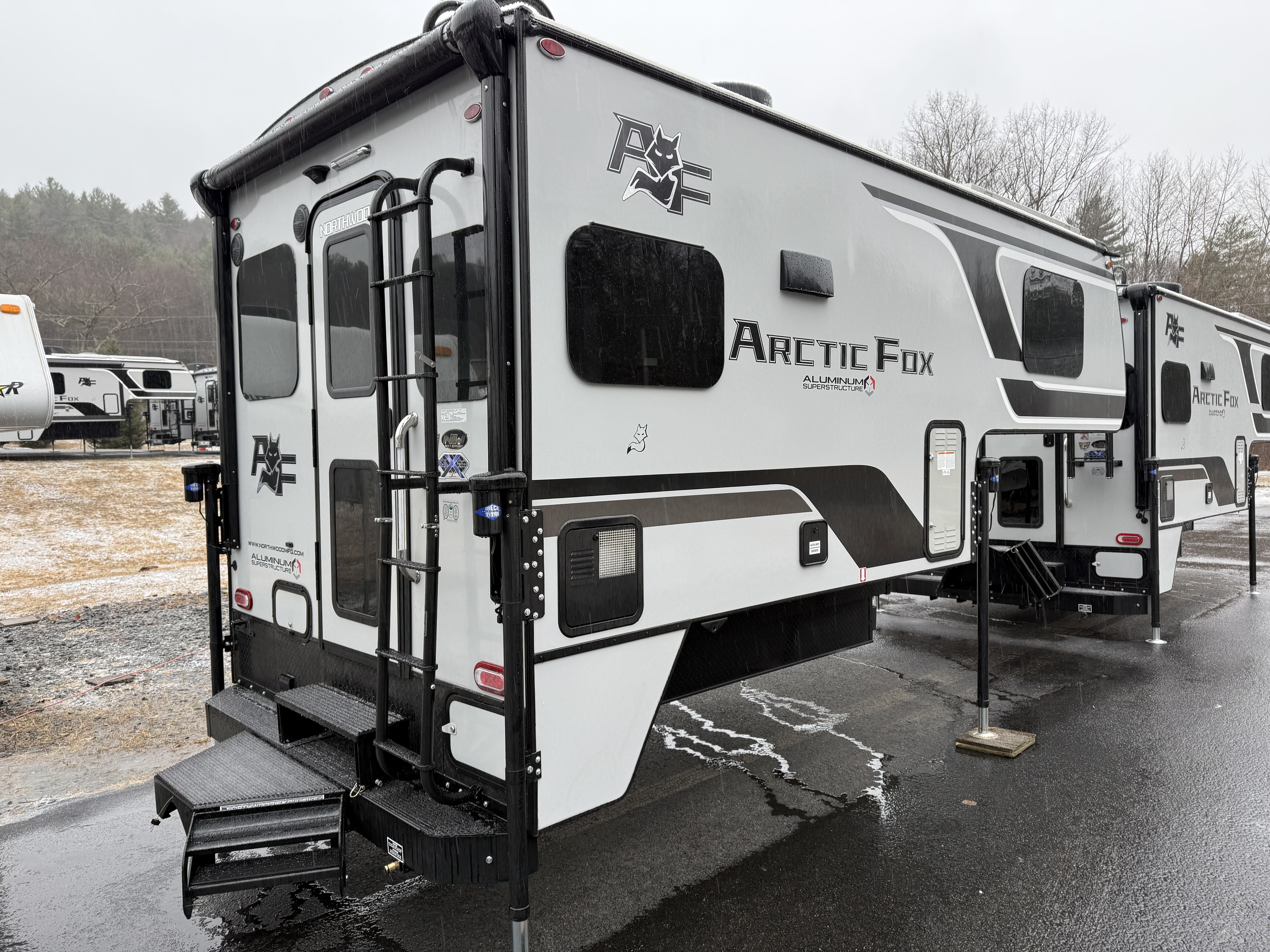 Northwood Mfg Truck Campers For Sale near Warren, VT - RV Trader