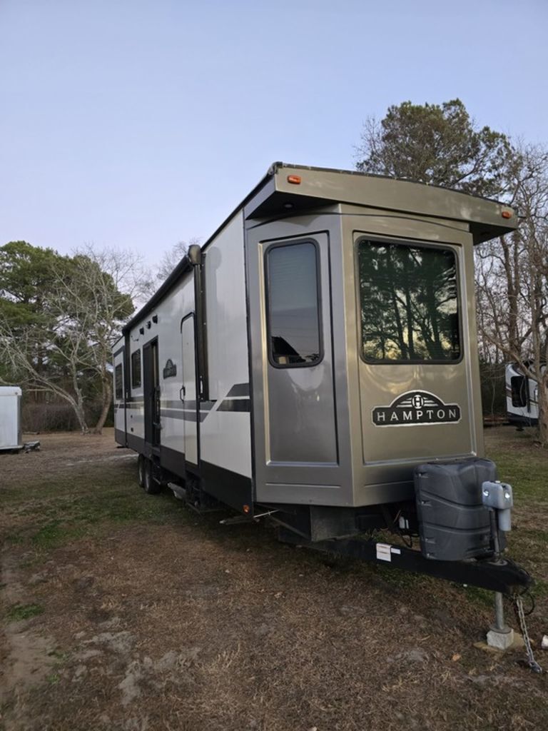 Crossroads Hampton Park Models For Sale - RV Trader