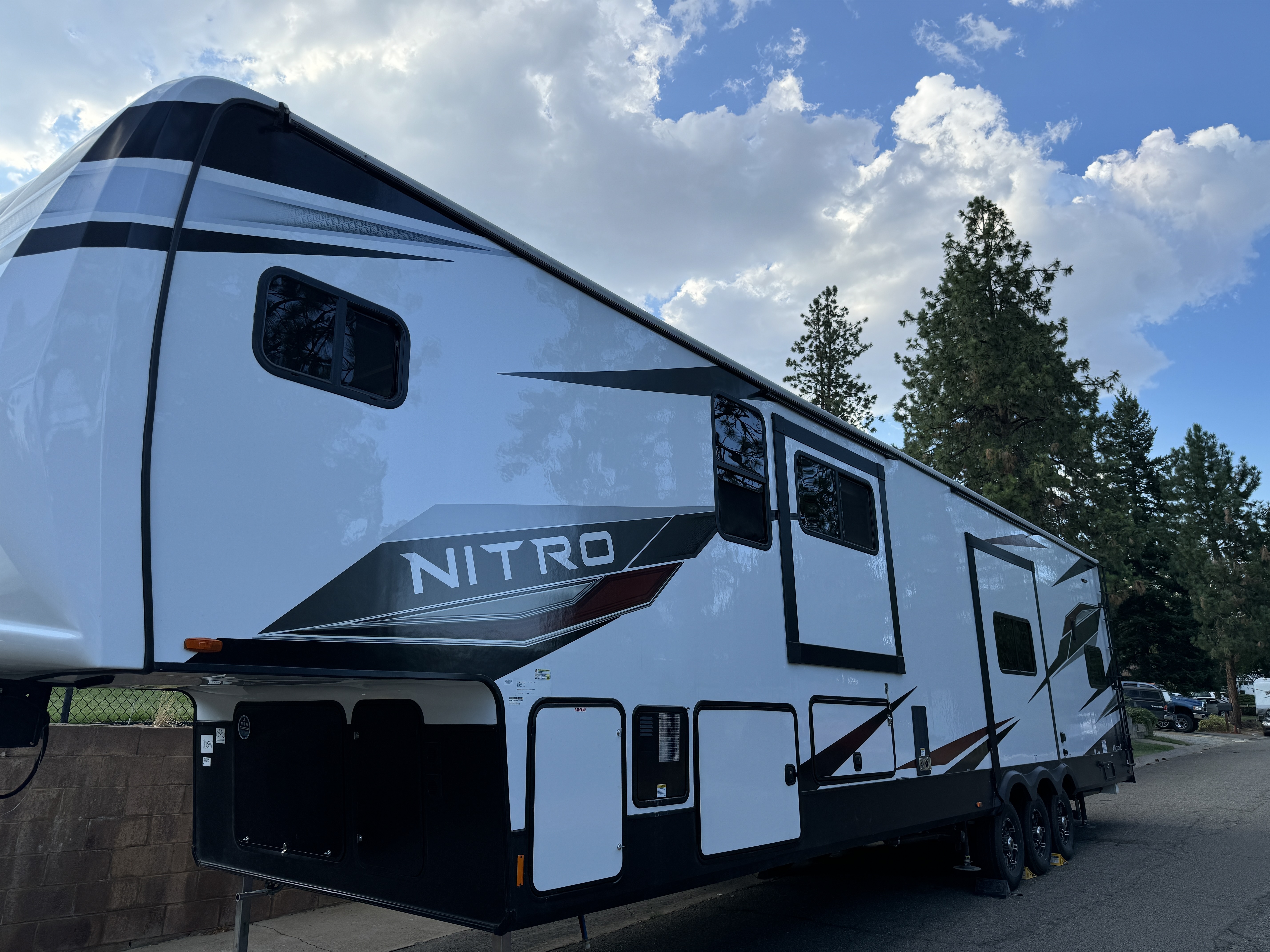 405 Xlr Nitro For Sale Near 47371 - Forest River RVs - RV Trader