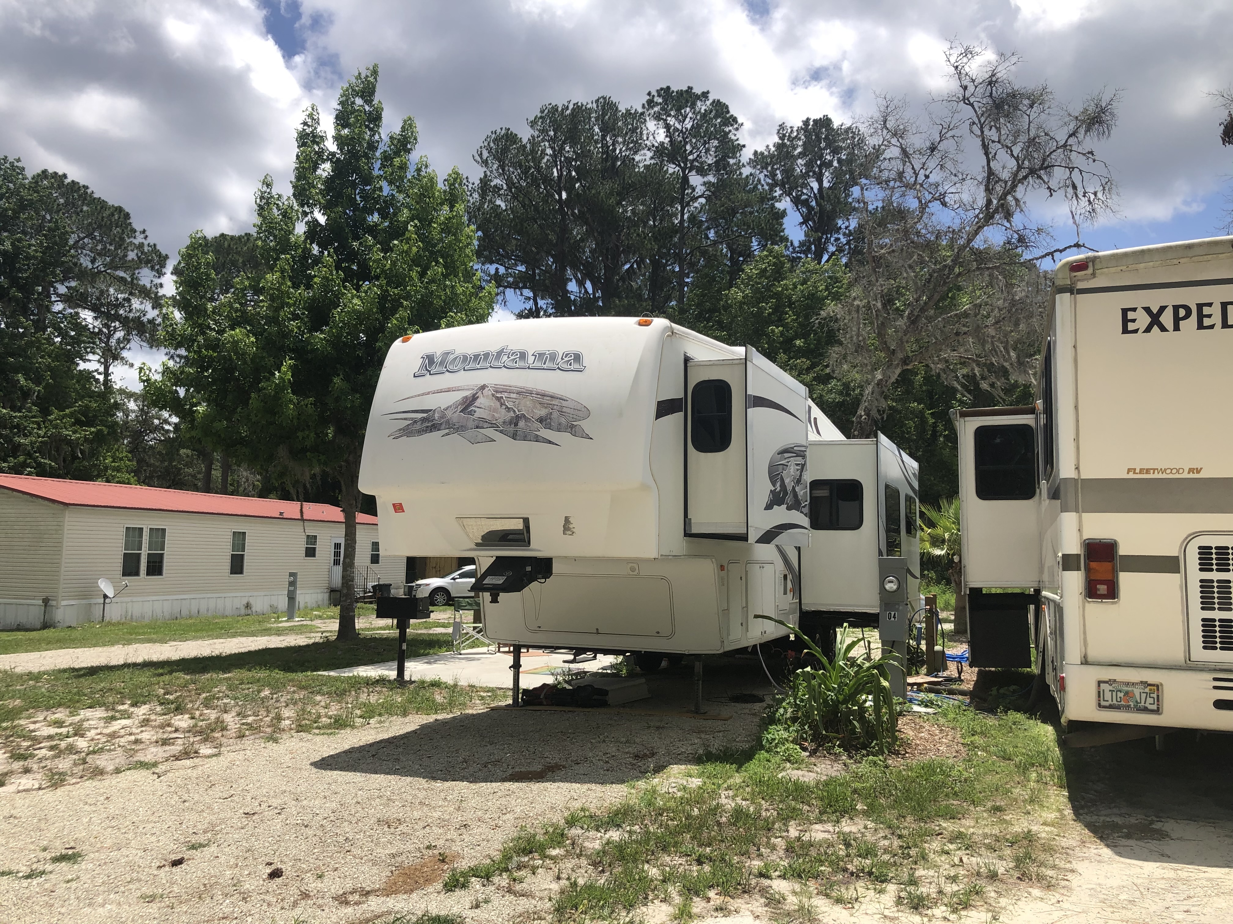 Used 2008 Keystone Montana 3075rl in S Daytona, FL - 5038849789 - RV Trader