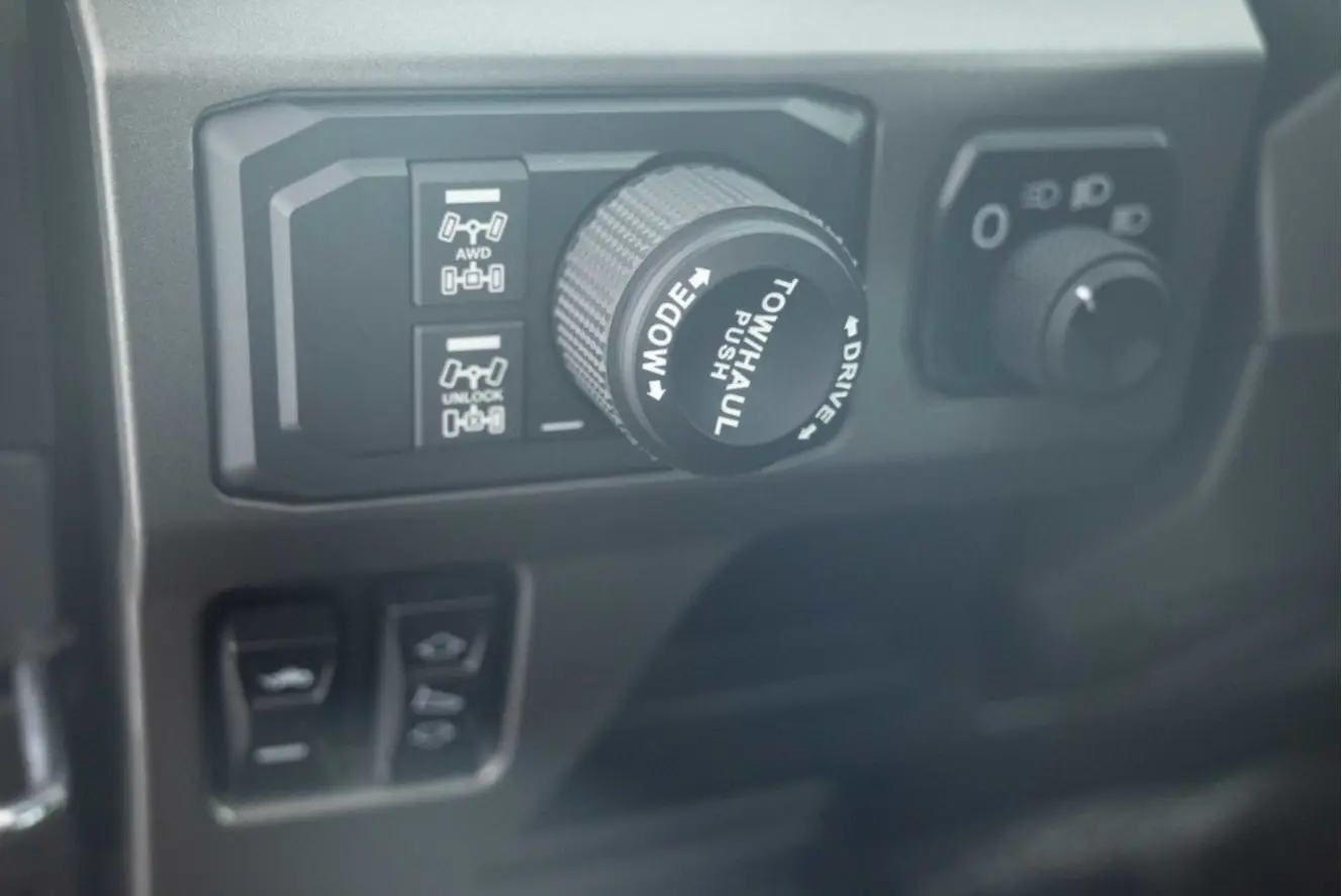 New 2025 Polaris® Ranger Xd 1500 Northstar White Ultimate For Sale in ...