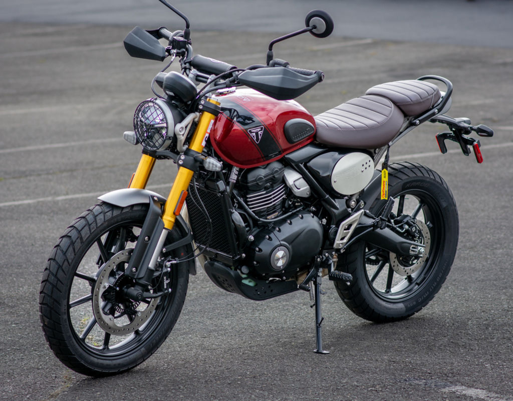 New 2025 Triumph Scrambler Carnival Red / Phantom Black 400 X For Sale ...