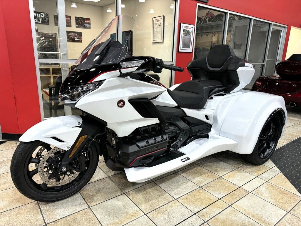 Honda Gold Wing 1800 Tour Automatic Dct Motorcycles For Sale Near Oketo ...