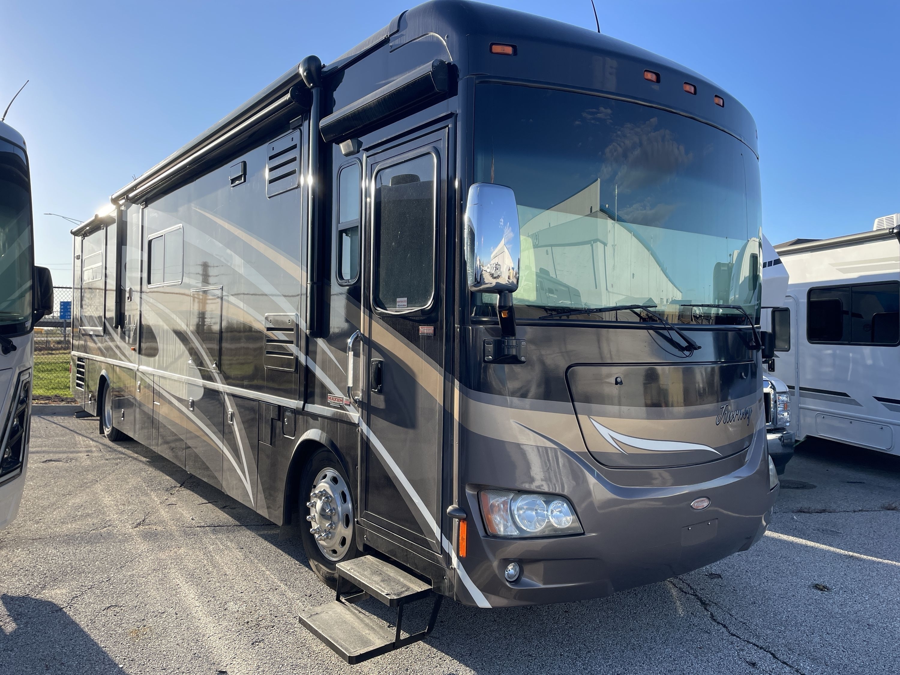 Used Winnebago Journey RVs For Sale near Slinger, WI - RV Trader