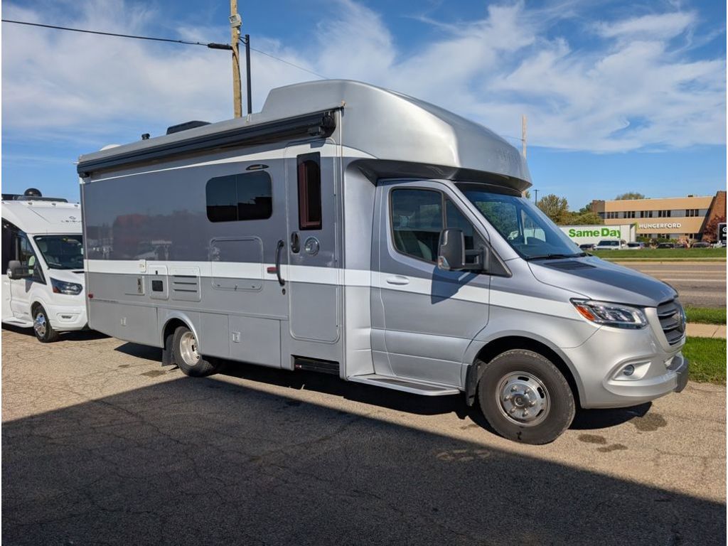 Tiffin Motorhomes Class C RVs and Motorhomes For Sale near Allegan, MI ...